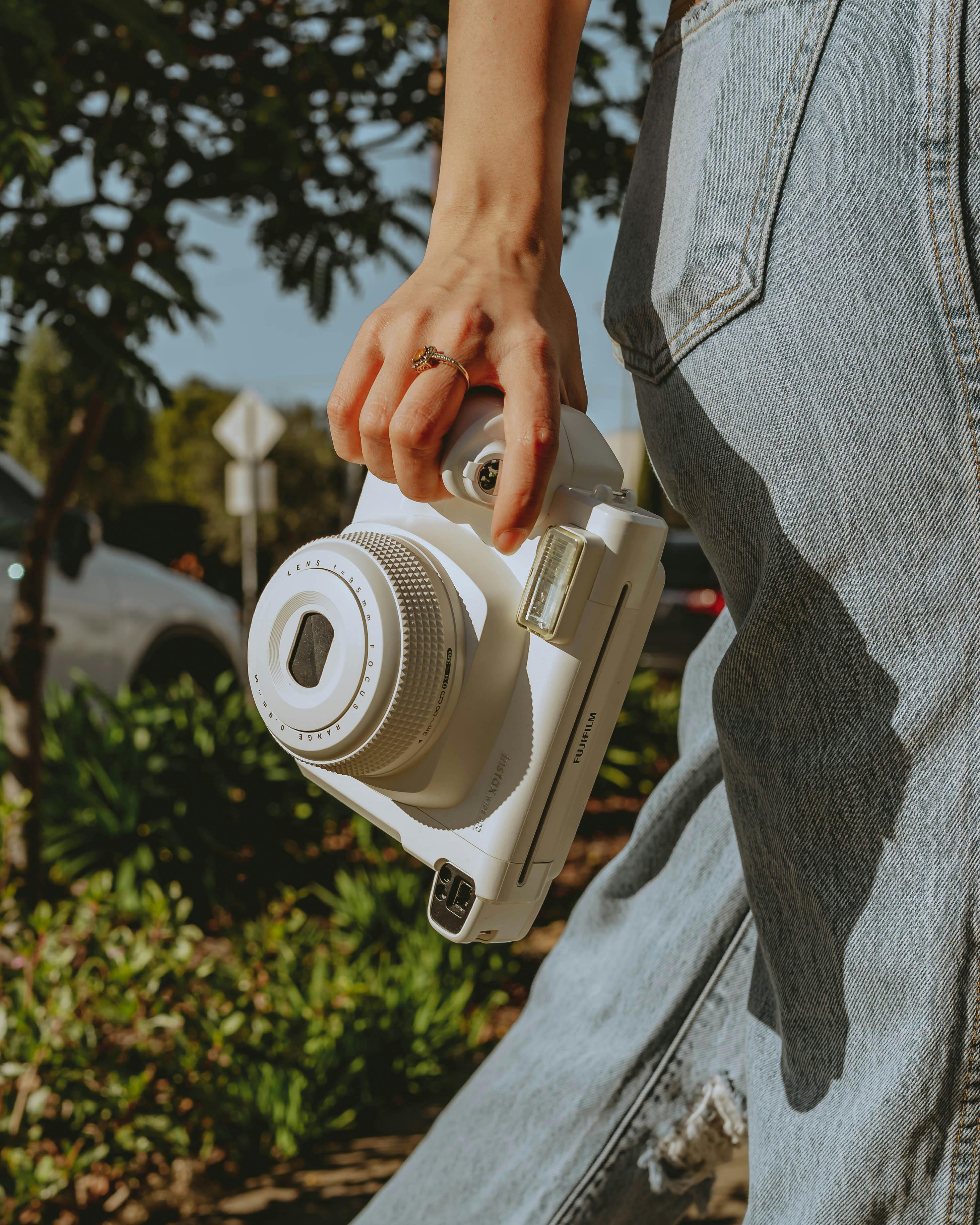 Green Instant Camera · Free Stock Photo