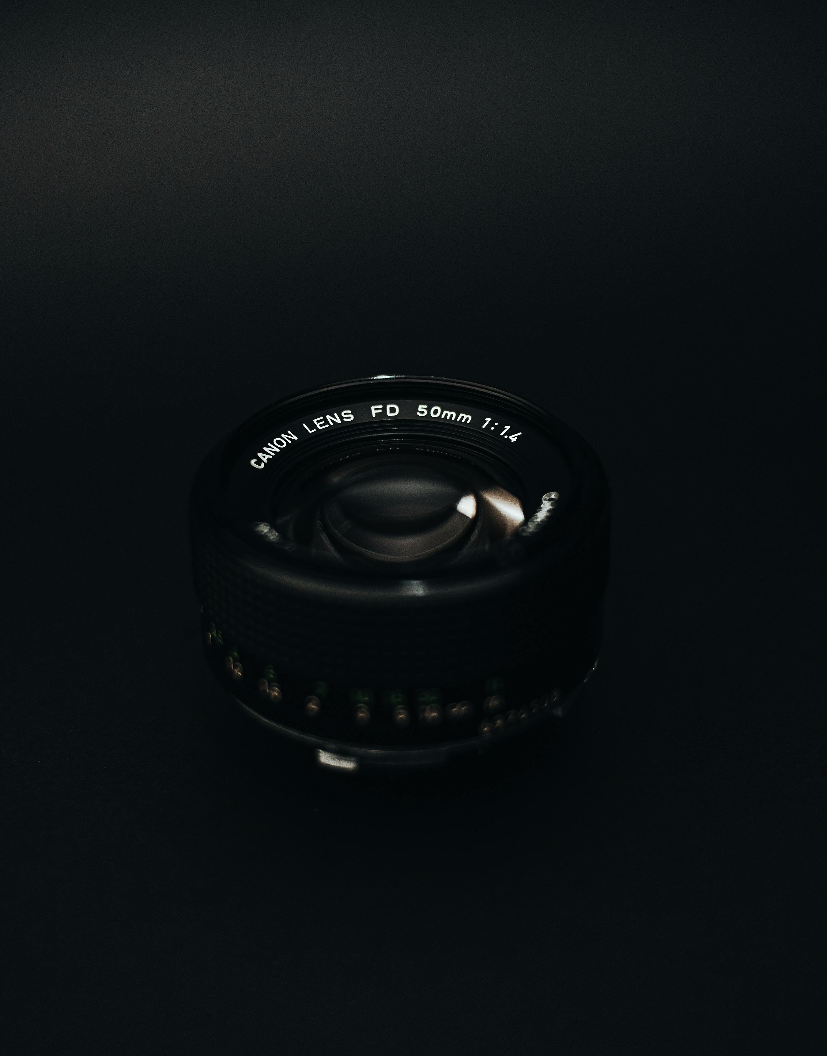 Cannon Camera Lens · Free Stock Photo