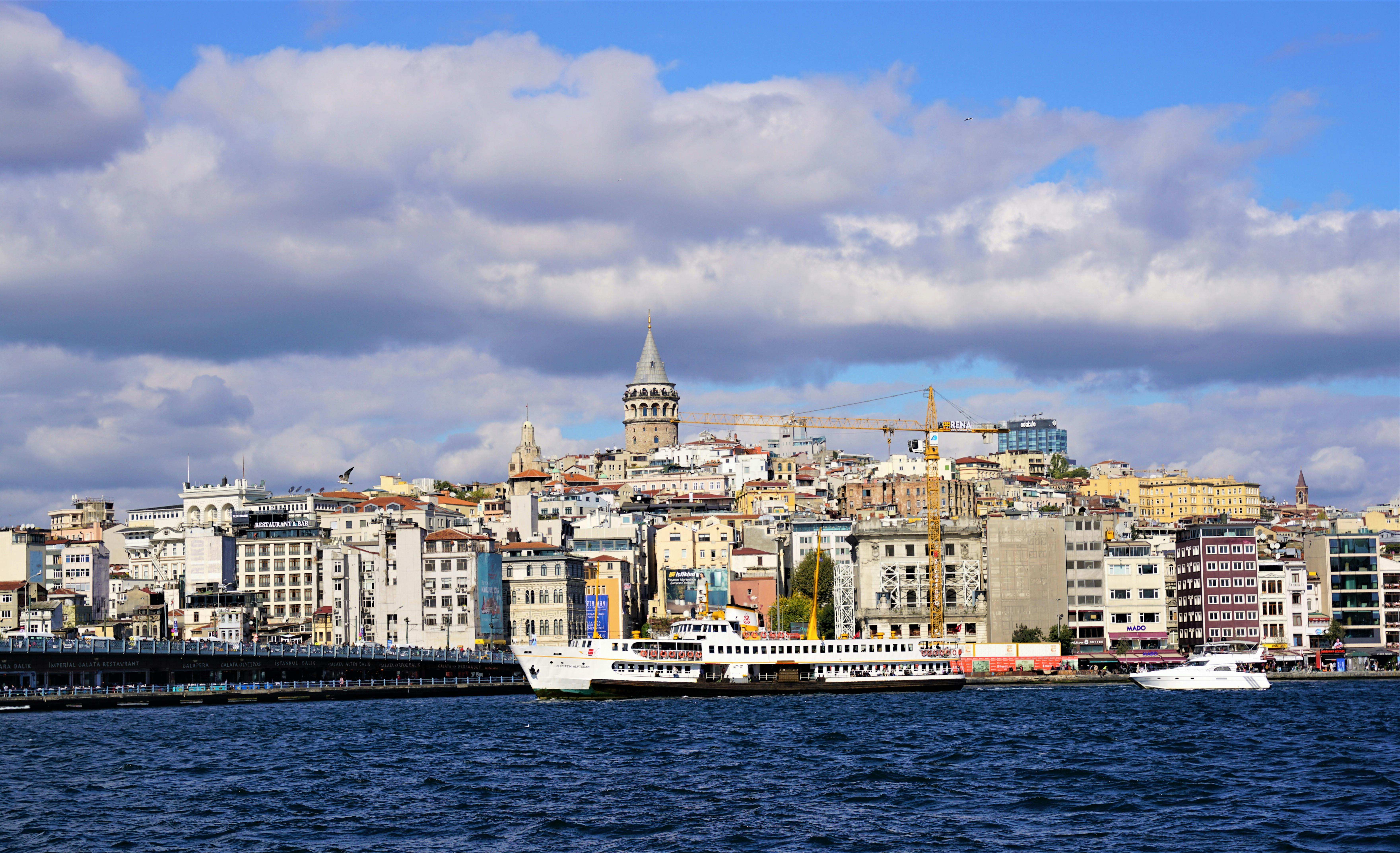 Ship on Istanbul Harbor · Free Stock Photo