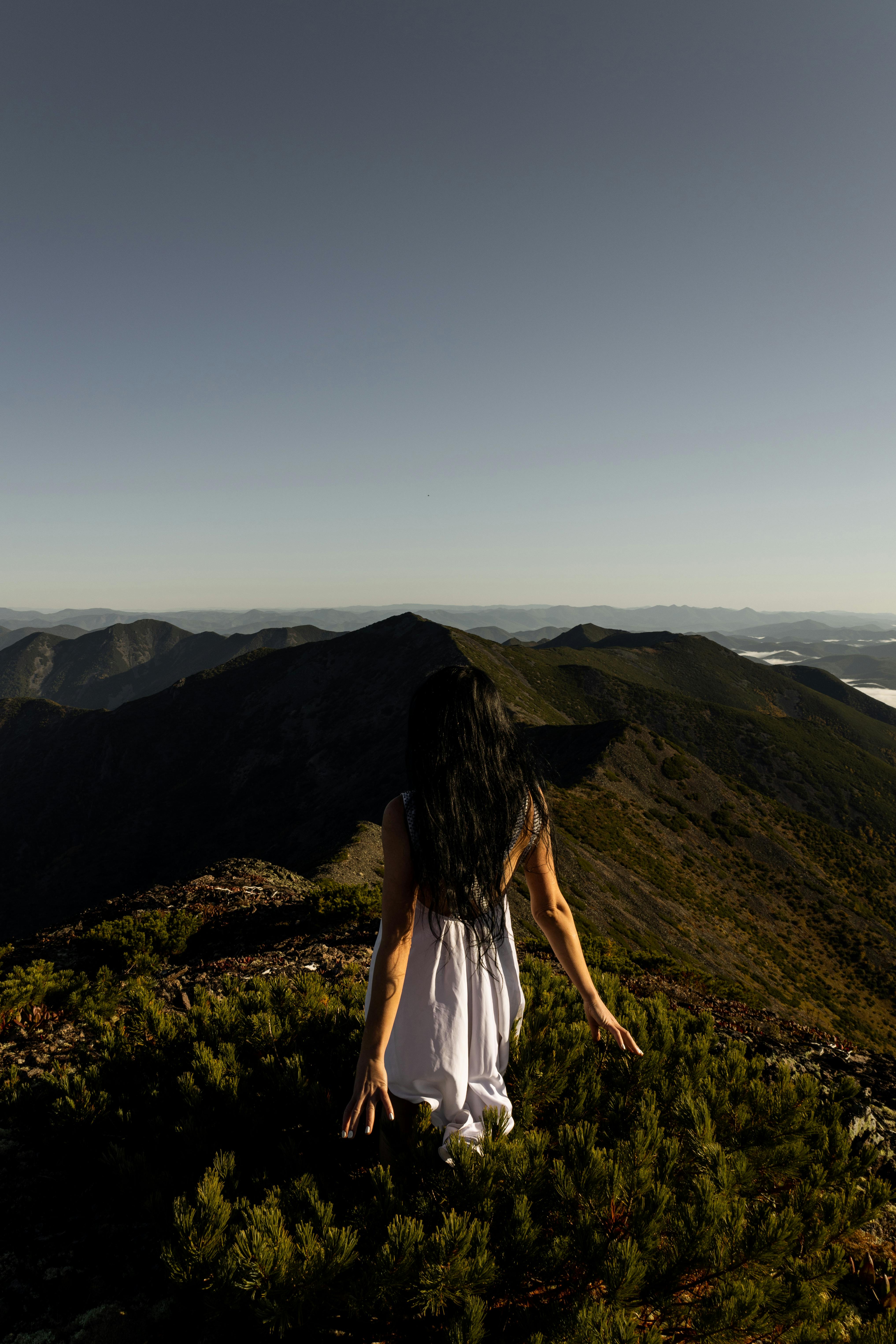 Standing Person Back View Photos, Download The BEST Free Standing ...