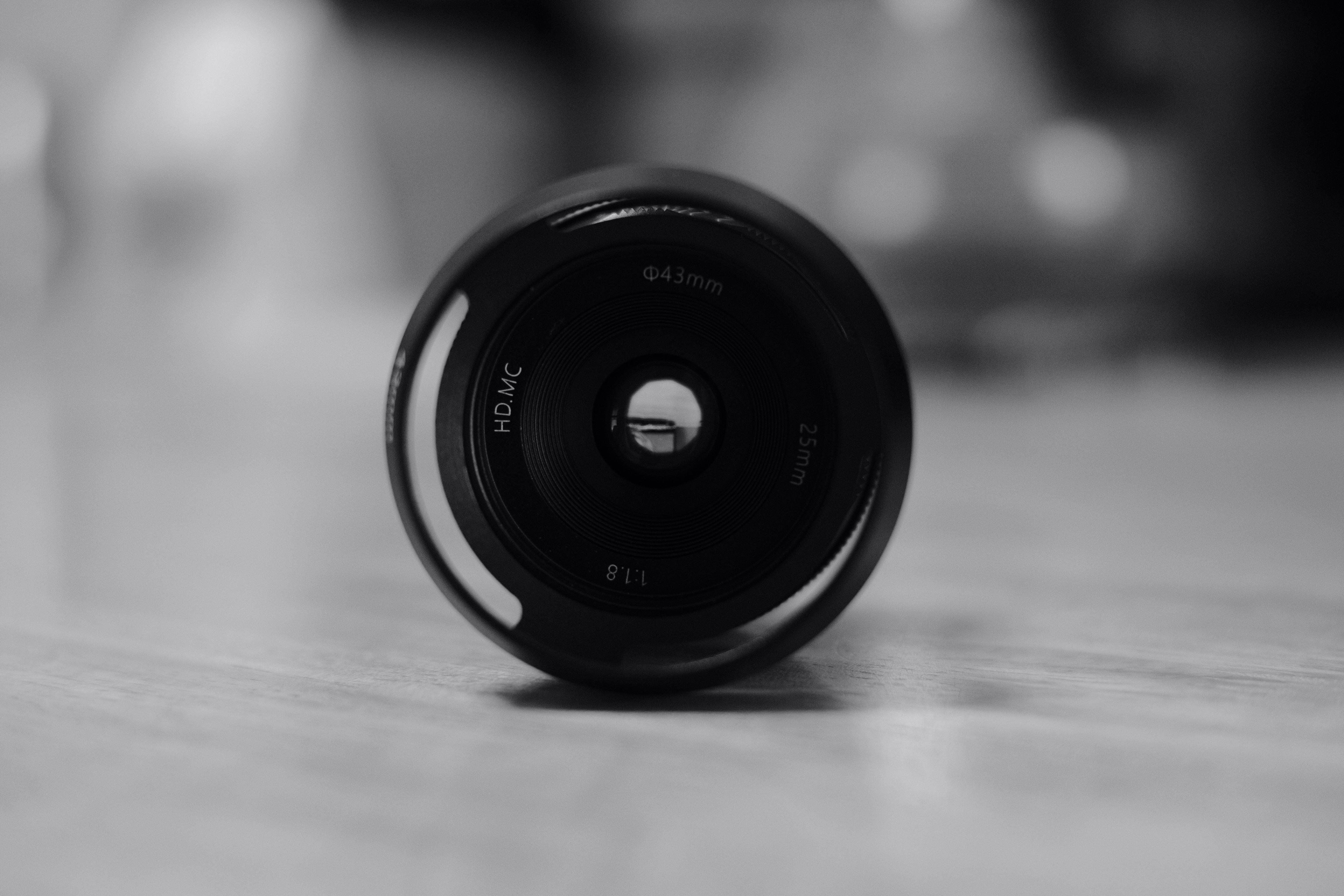 Black Lens Camera in Close Up Shot · Free Stock Photo
