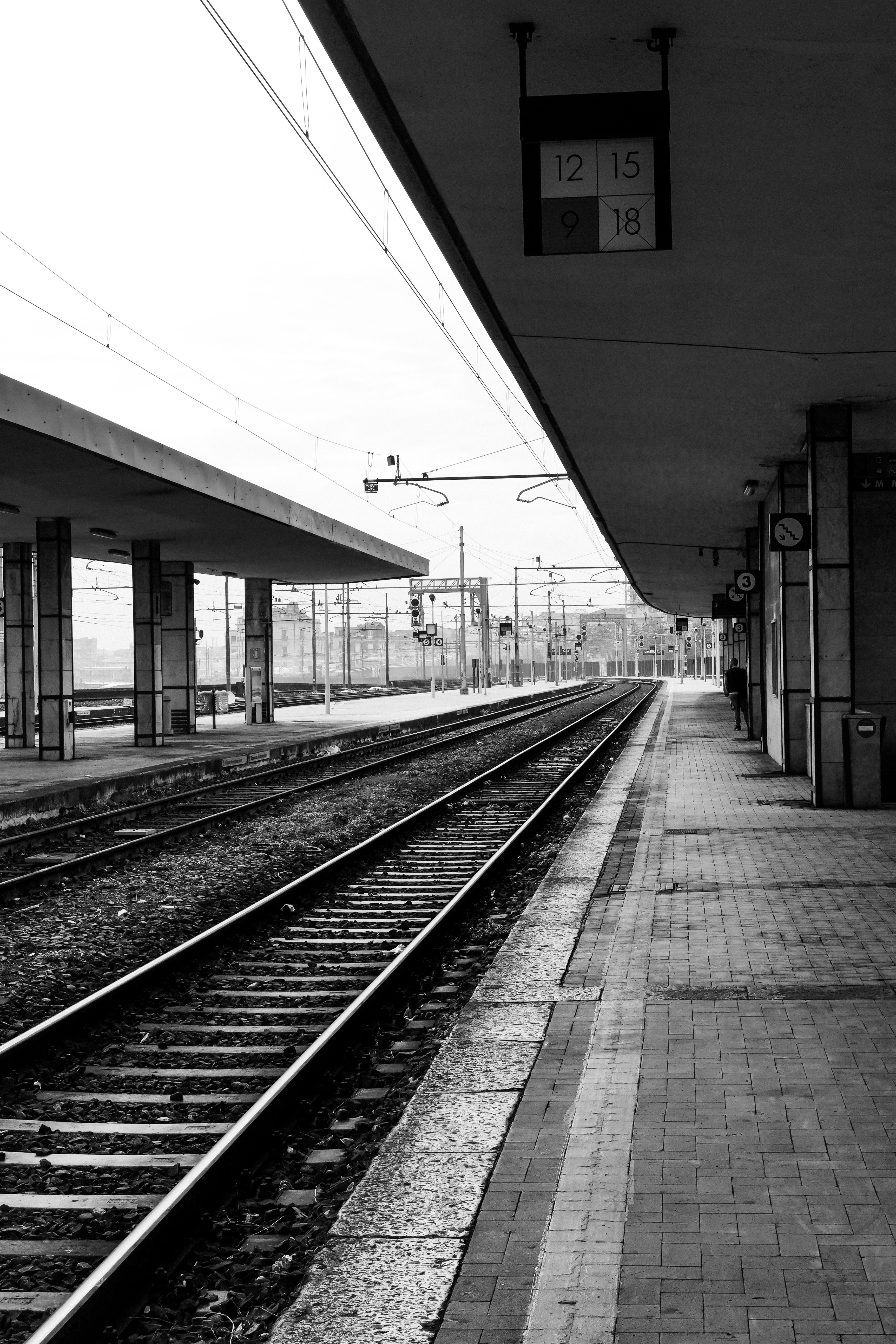 Empty Railway Station · Free Stock Photo