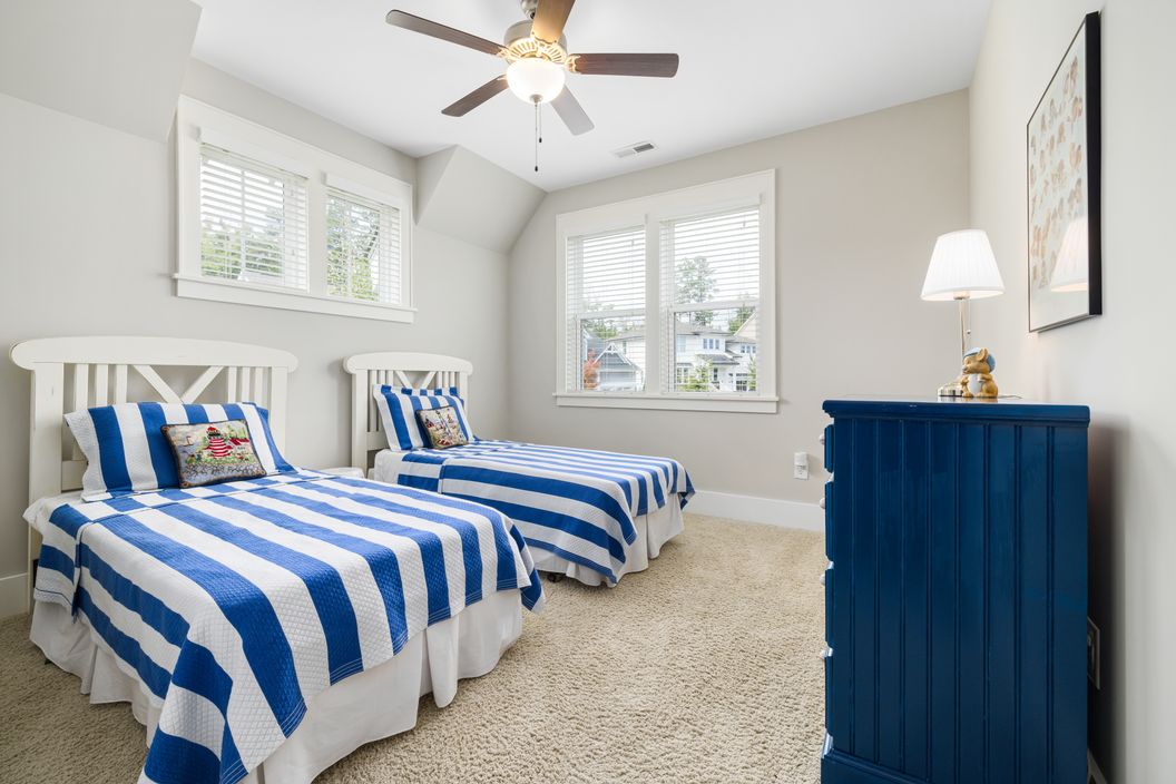 Do Two Twin Beds Equal a King Bed? A Size Comparison Guide