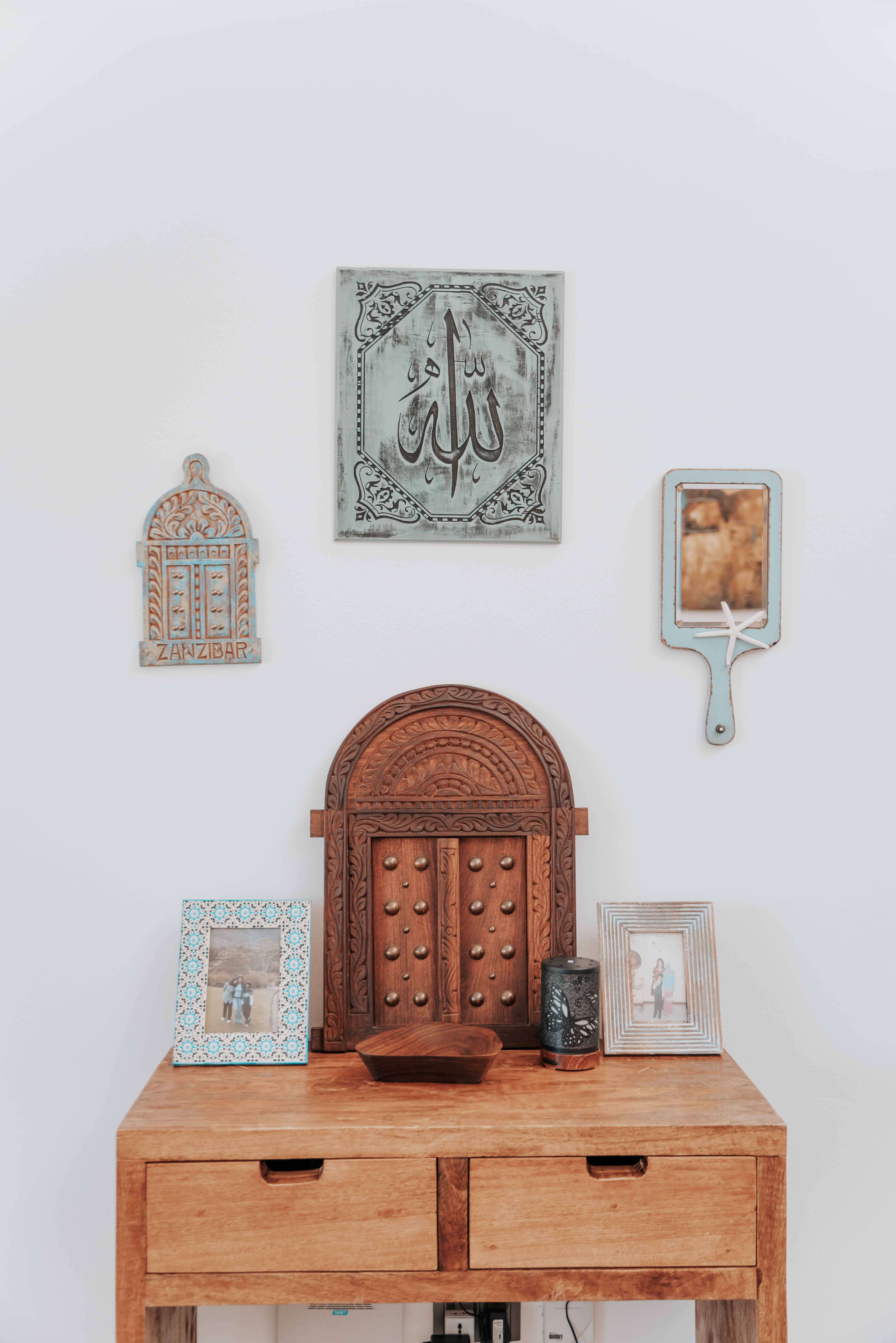Vintage Wall Hangings Photos, Download The BEST Free Vintage Wall ...