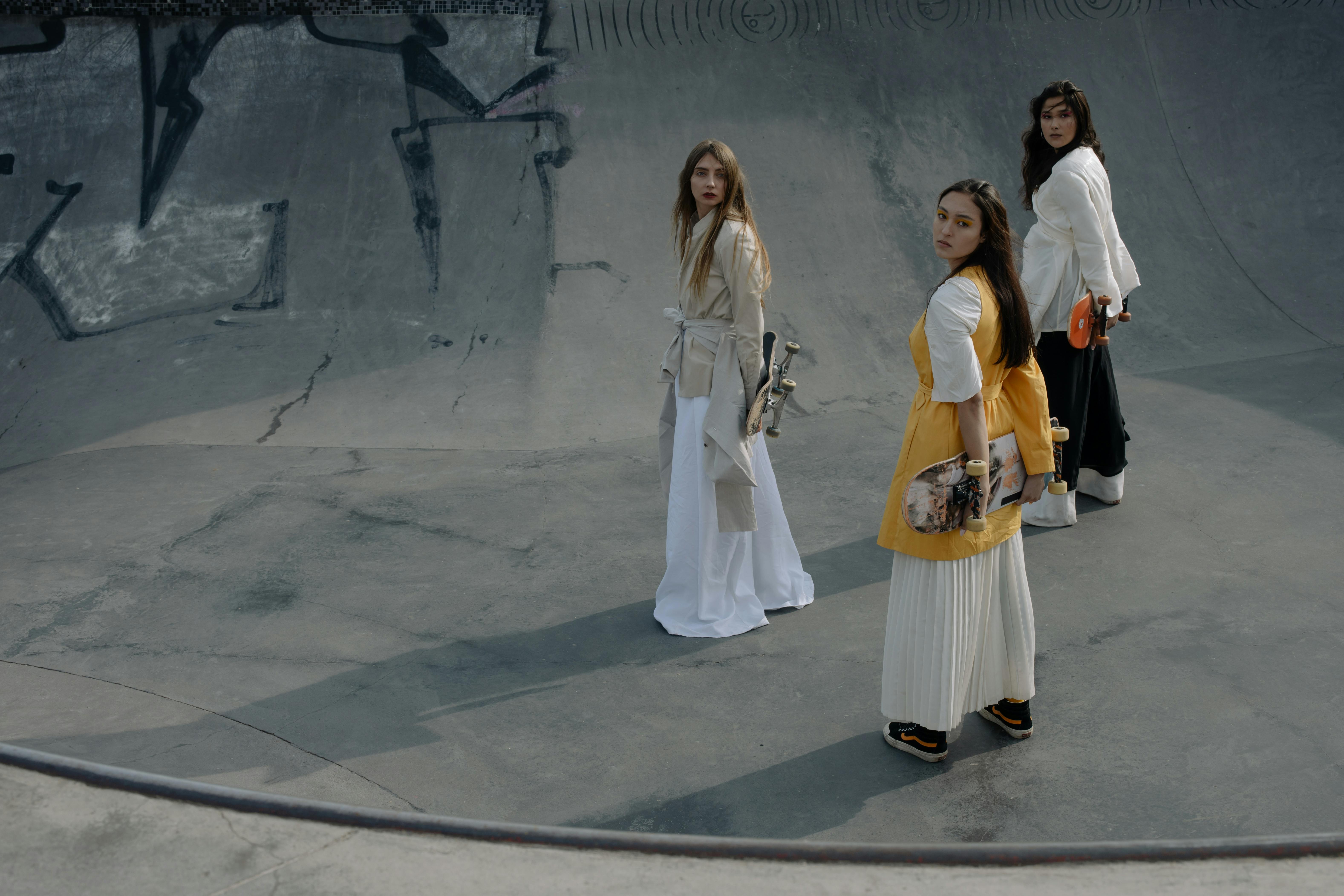 Group of Women Looking Back · Free Stock Photo