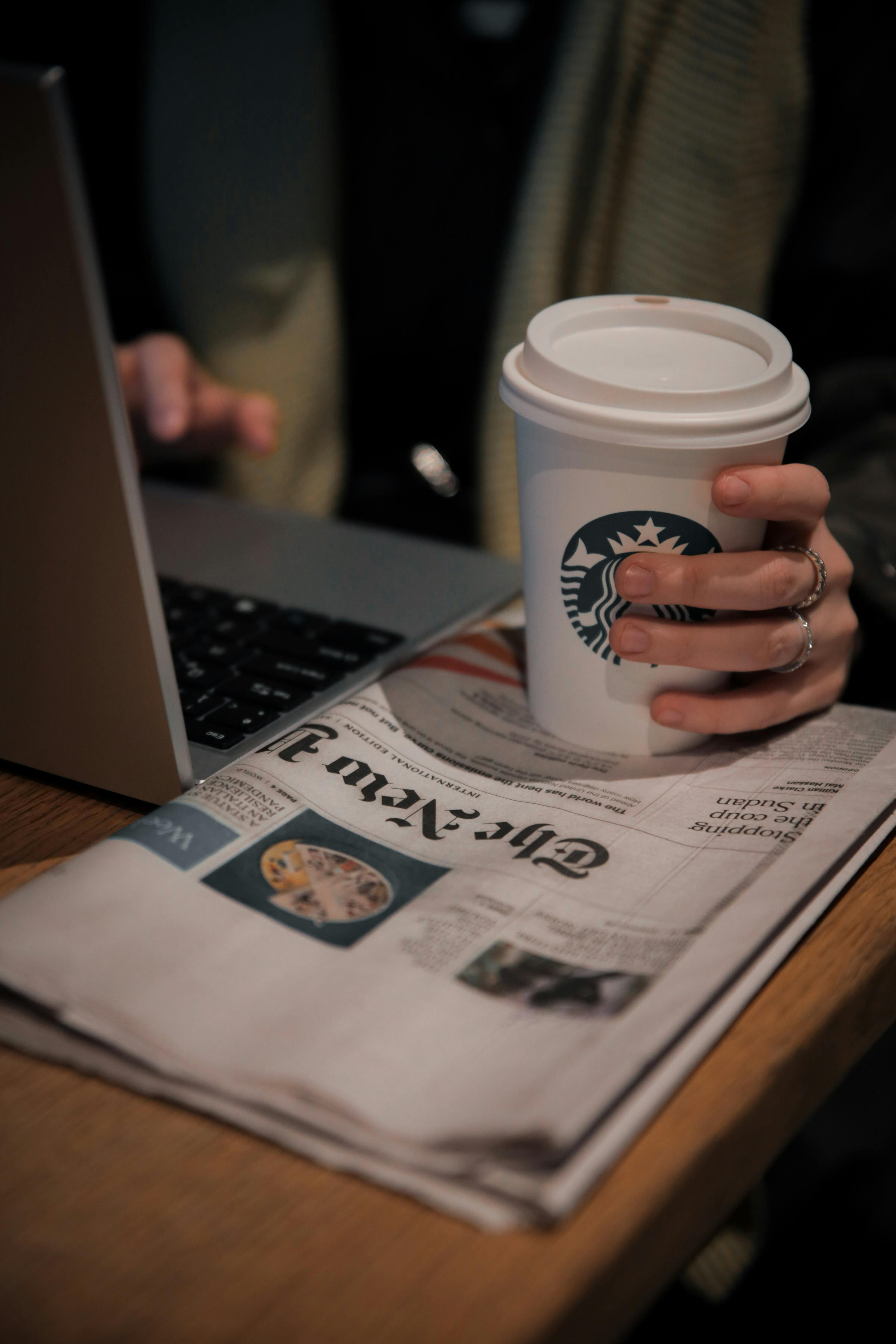 Newspaper And Computer Photos, Download The BEST Free Newspaper And ...