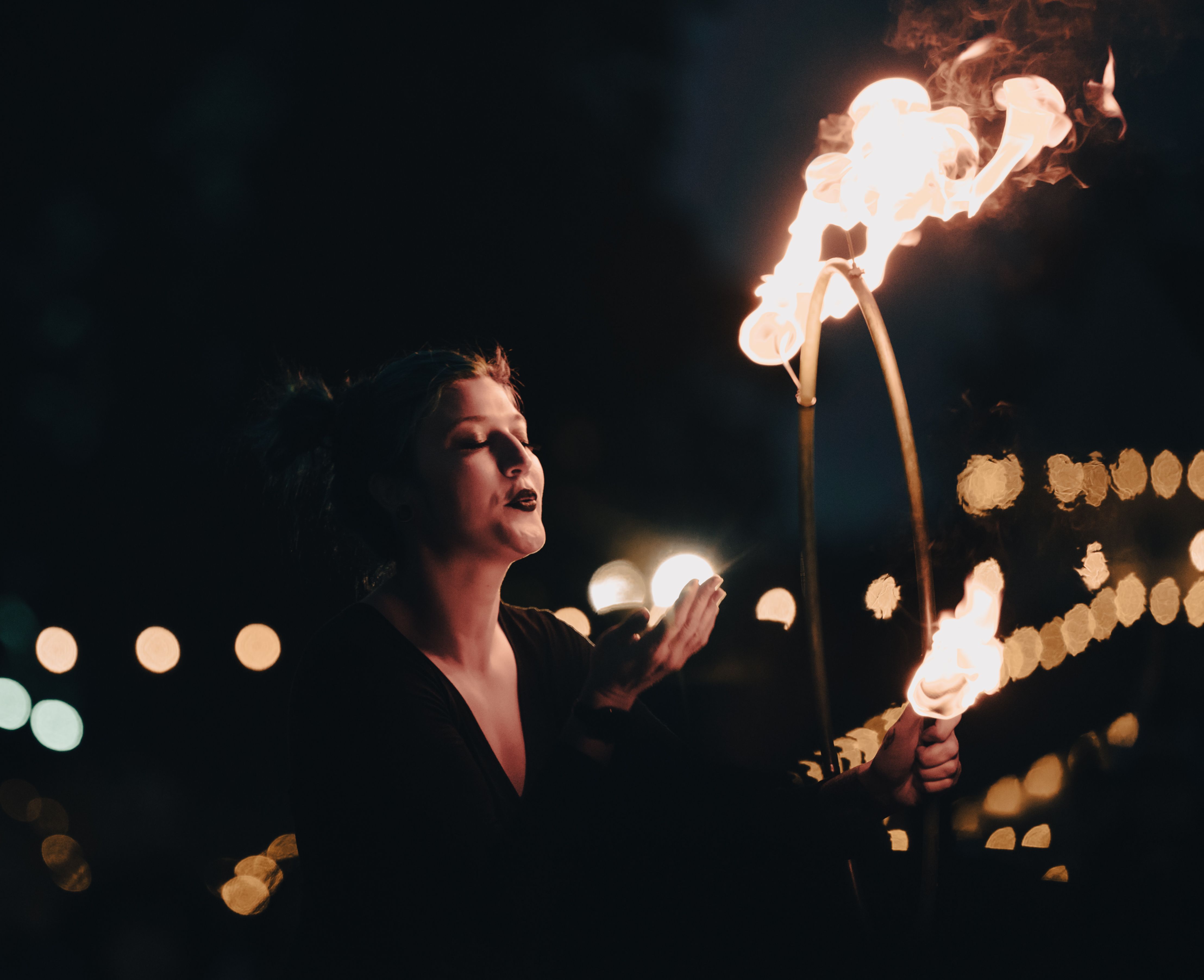 Woman + Circus Photos, Download The BEST Free Woman + Circus Stock ...
