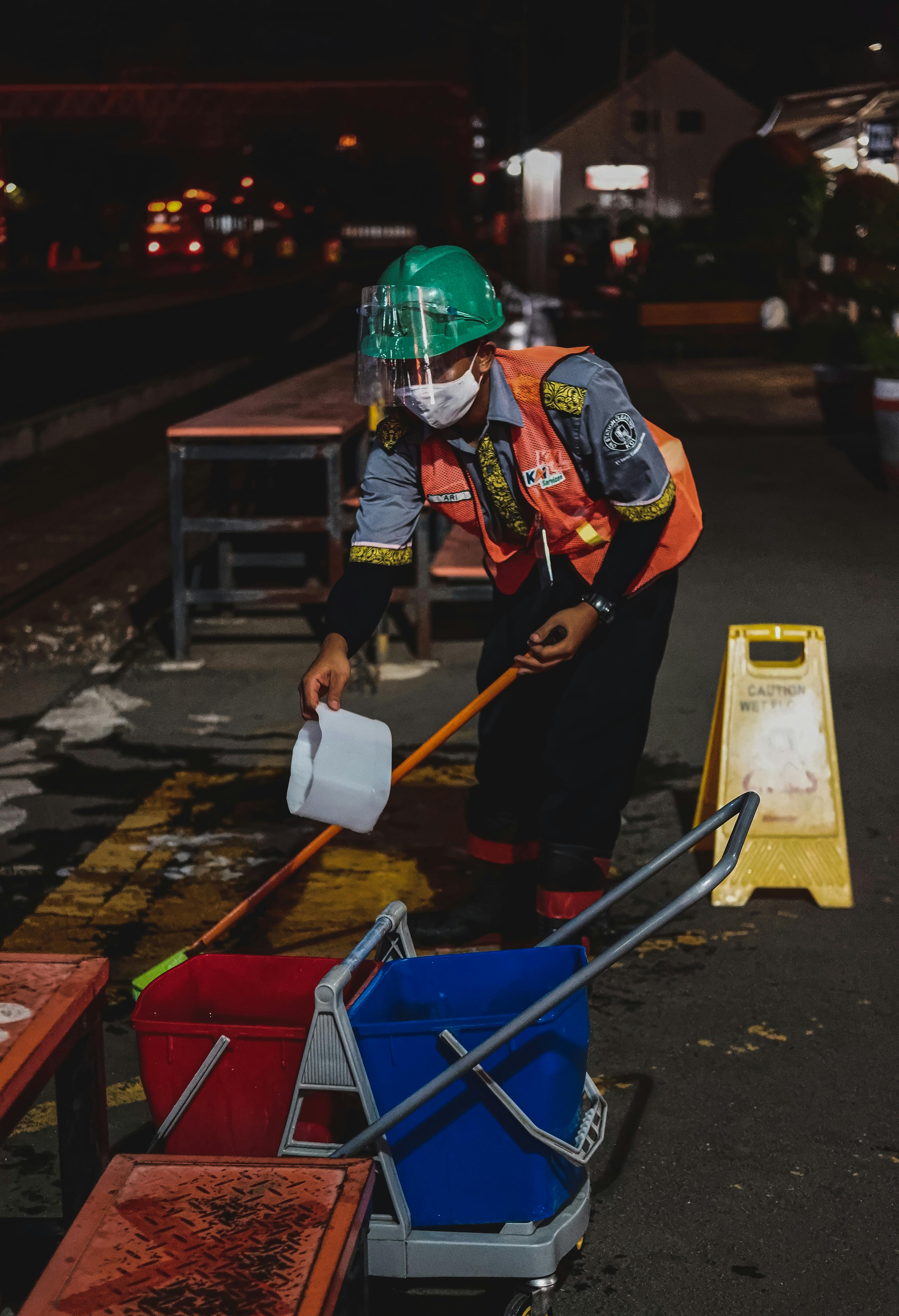 10+ Best Servant Photos · 100% Free Download · Pexels Stock Photos