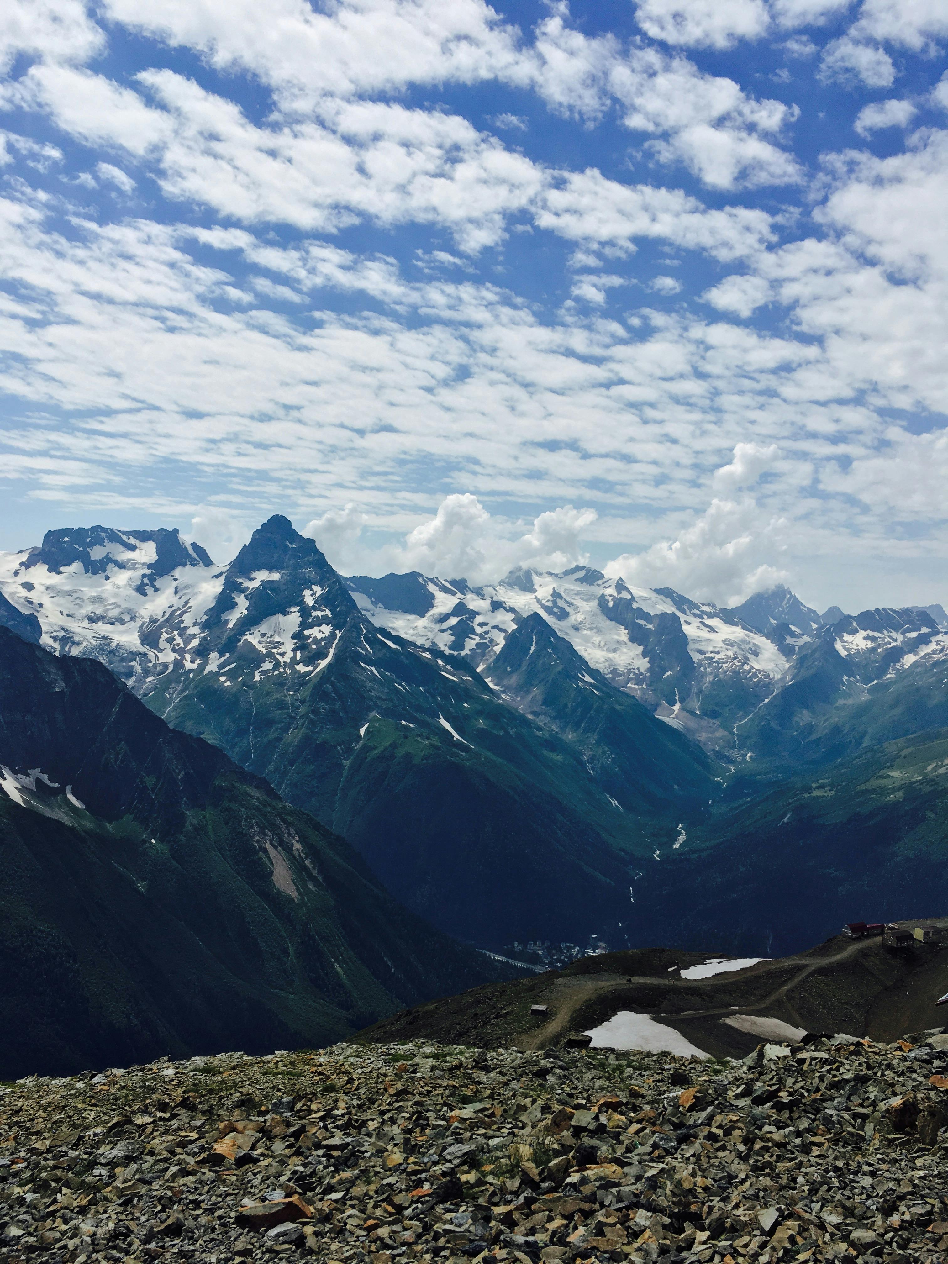 Clouds in Sky over Mountains · Free Stock Photo