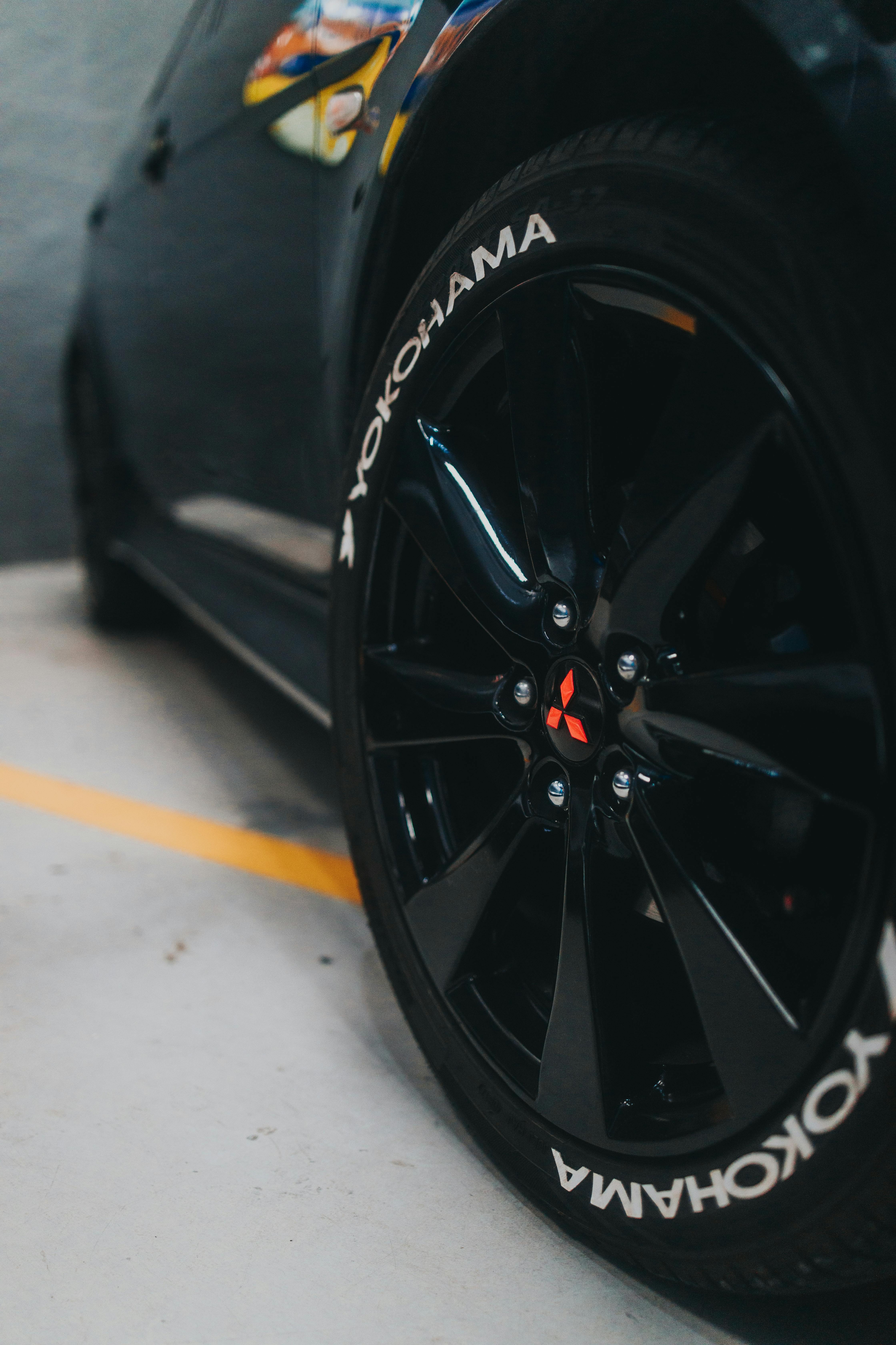 Black Rims Photos, Download The BEST Free Black Rims Stock Photos & HD ...