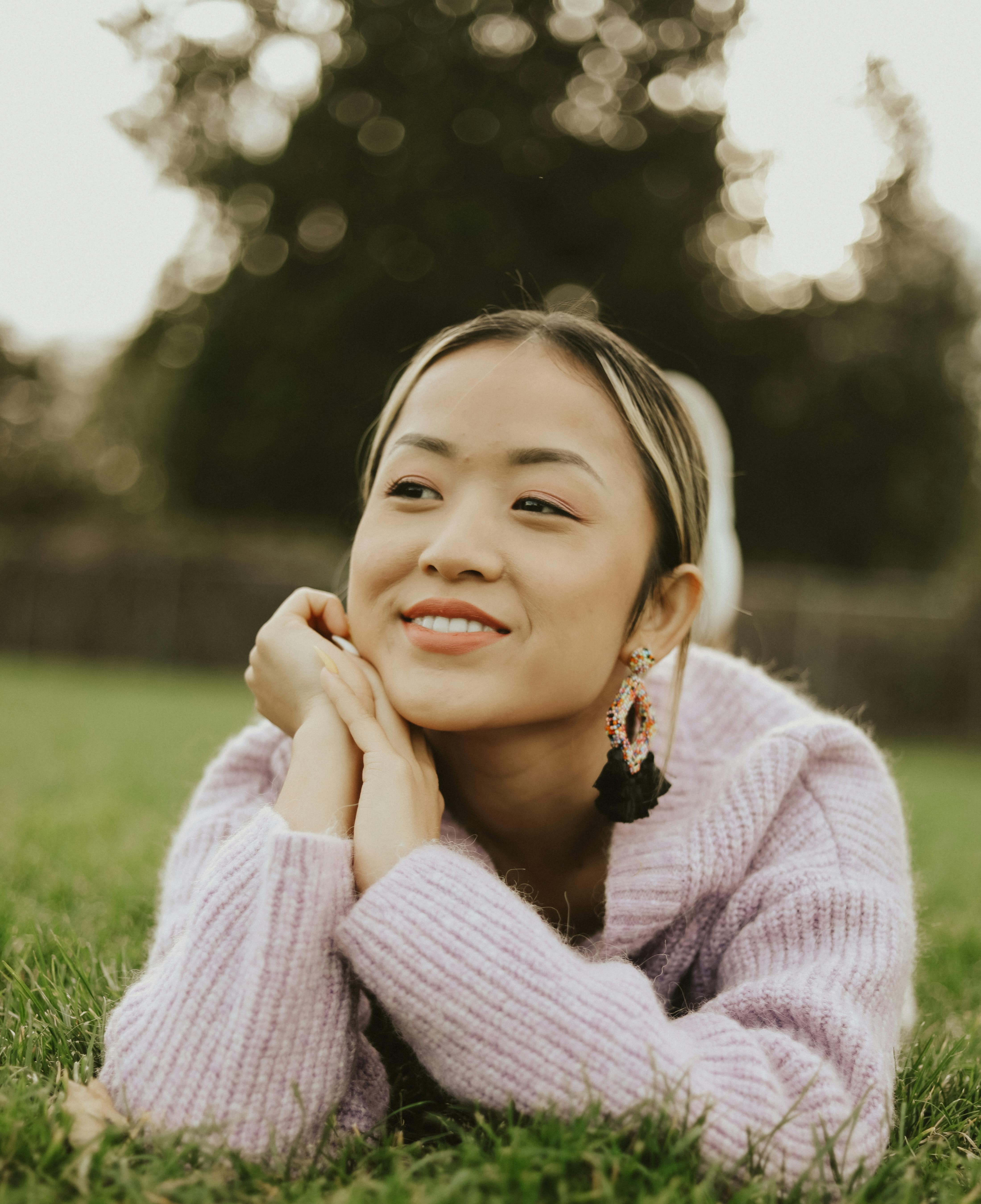 Front Face Woman Photos, Download Free Front Face Woman Stock Photos ...