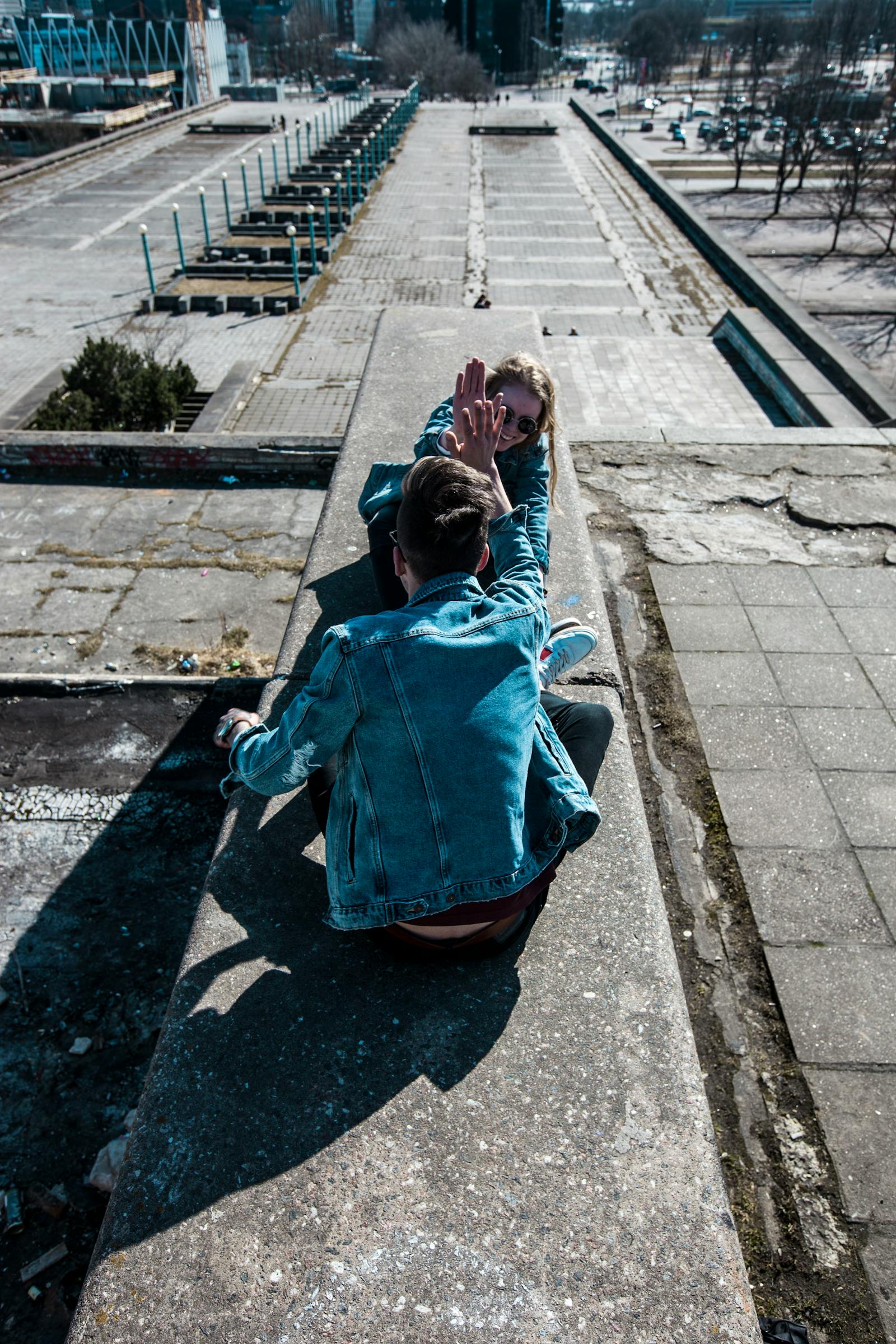 High Five Photos, Download The BEST Free High Five Stock Photos & HD Images