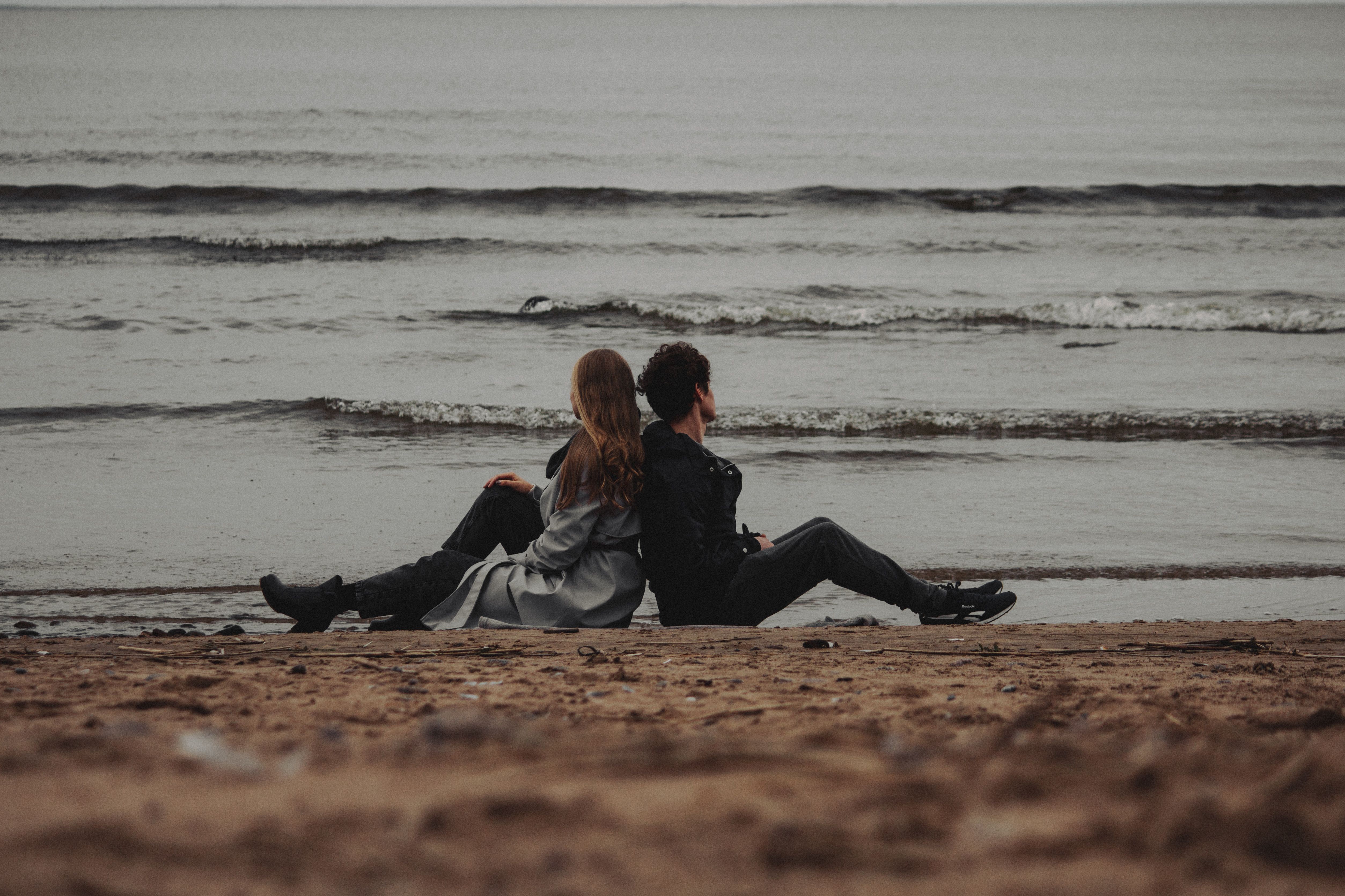 Man Relaxing At Beach Photos, Download The BEST Free Man Relaxing At ...