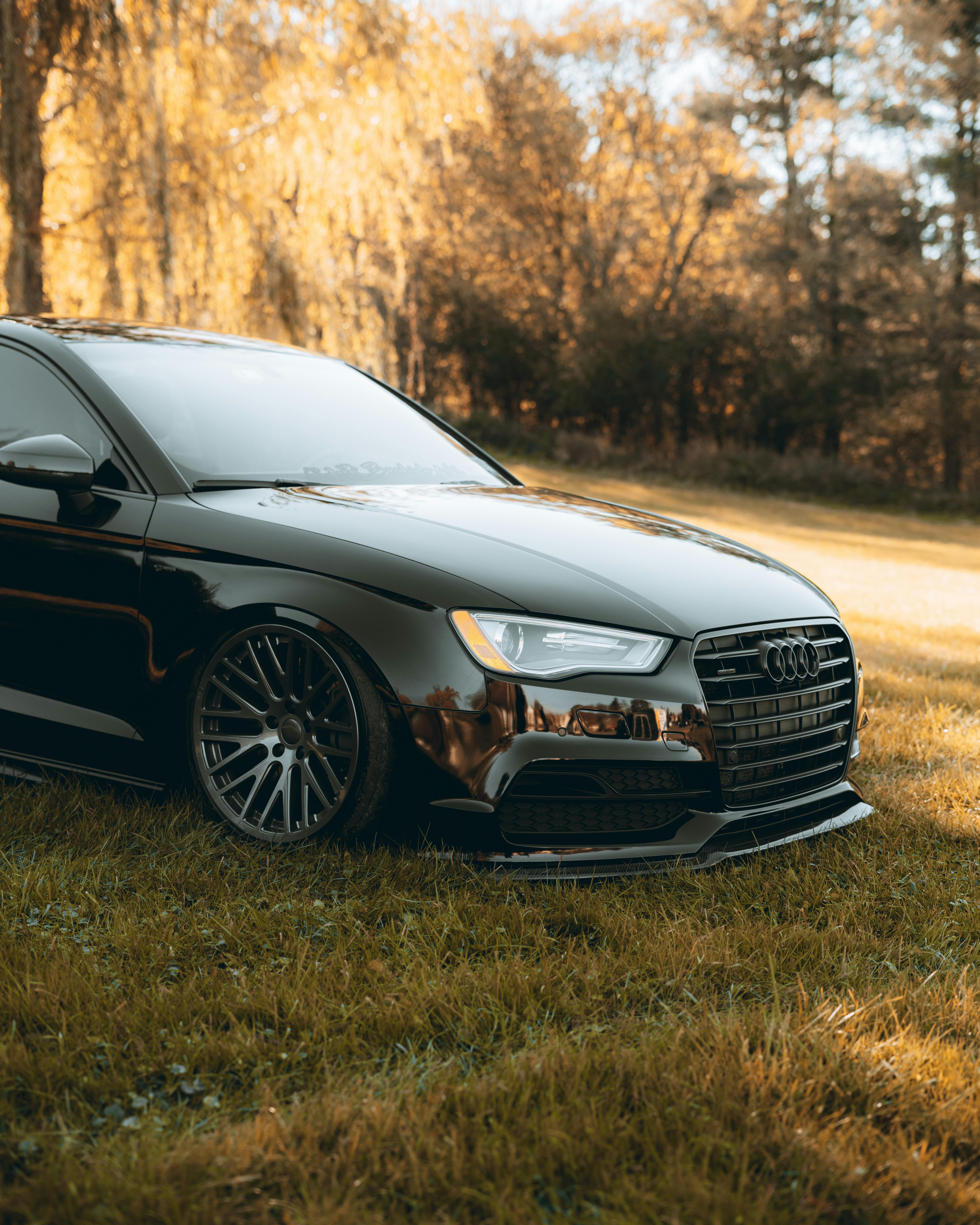 Blue Car · Free Stock Photo