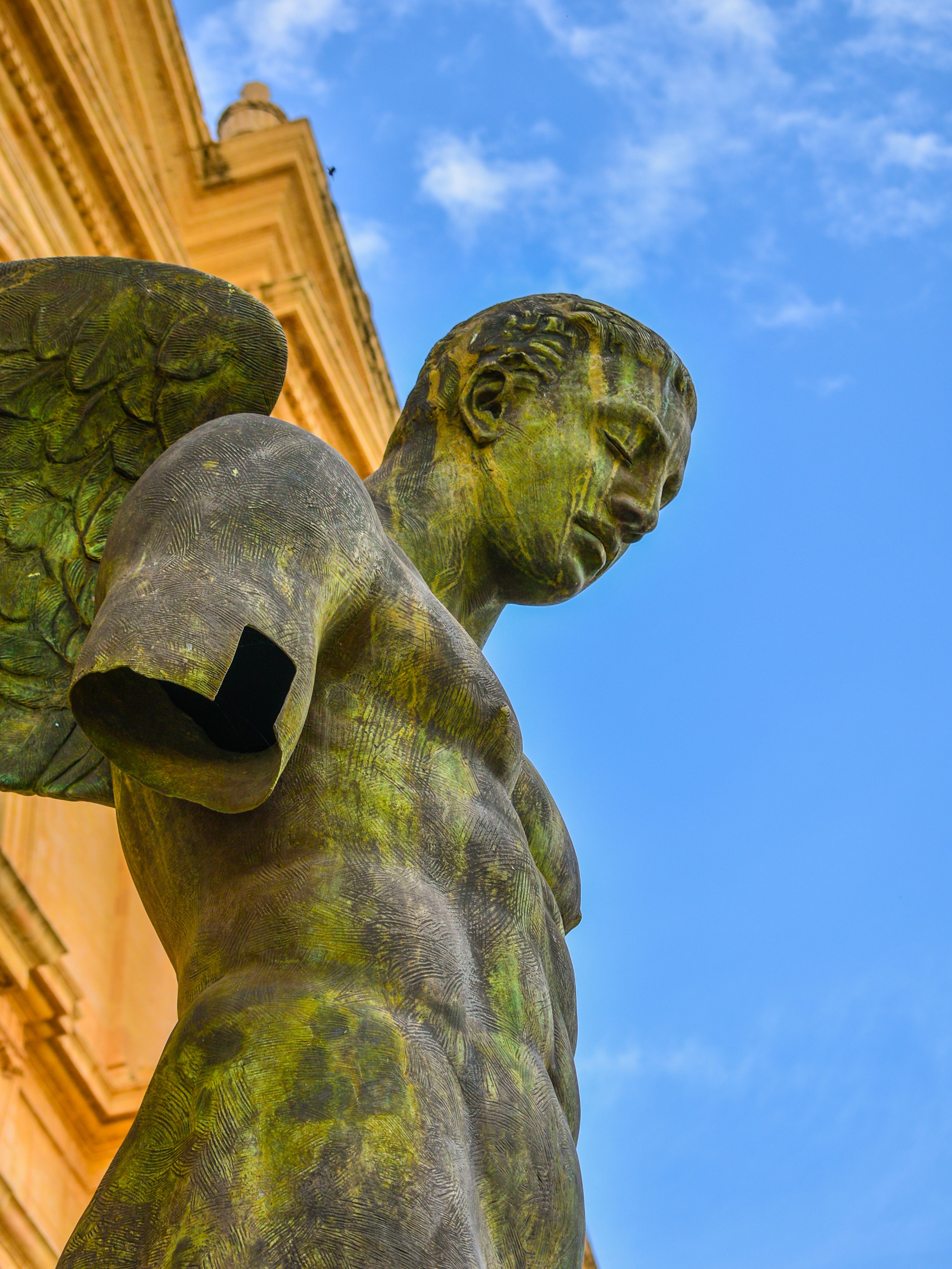 Sculpture in Front of the Noto Cathedral, Sicily, Italy · Free Stock Photo