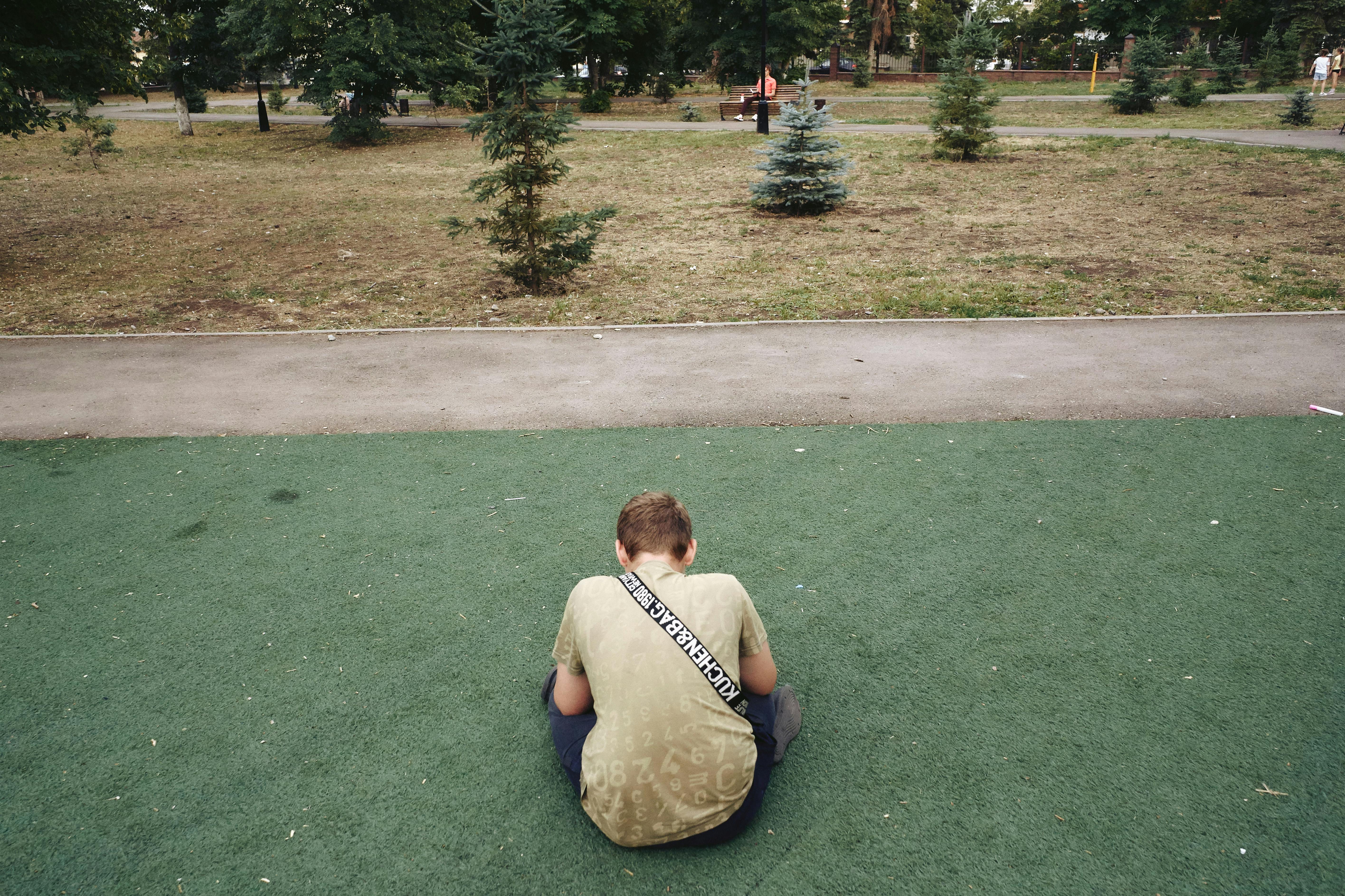 Africann Children Planting Tress Photos, Download The BEST Free ...