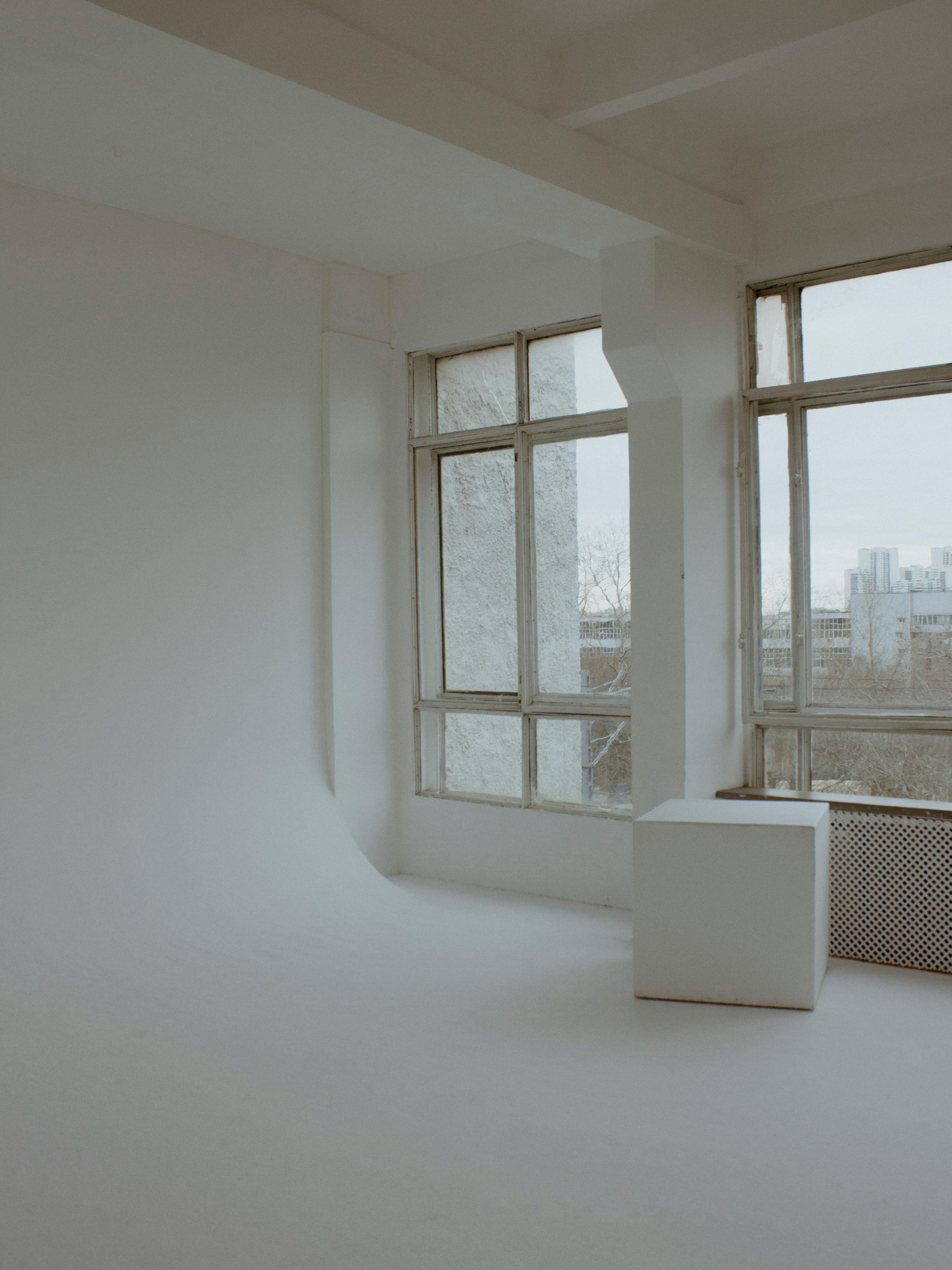 White Building Interior · Free Stock Photo