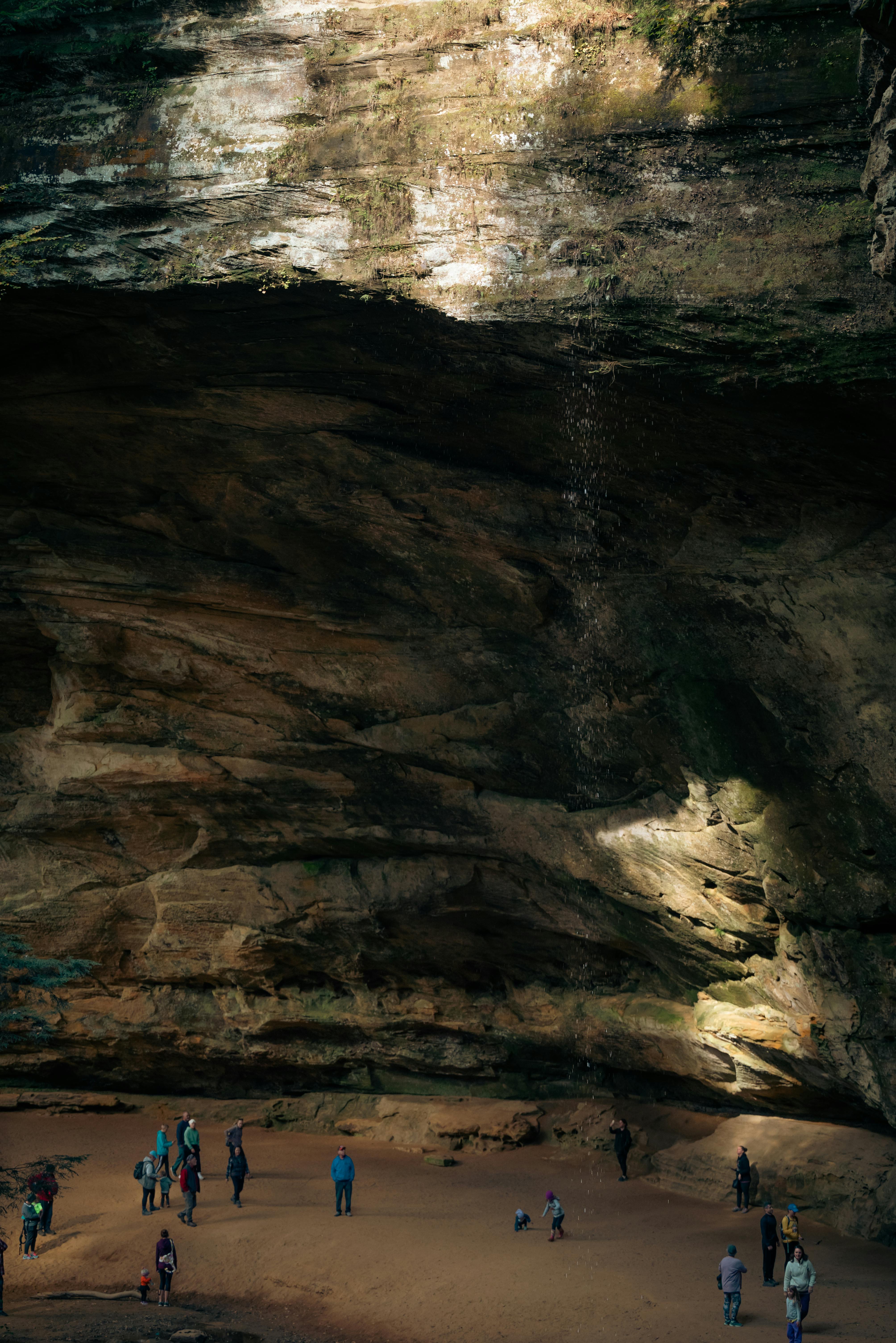 People in a Cave · Free Stock Photo