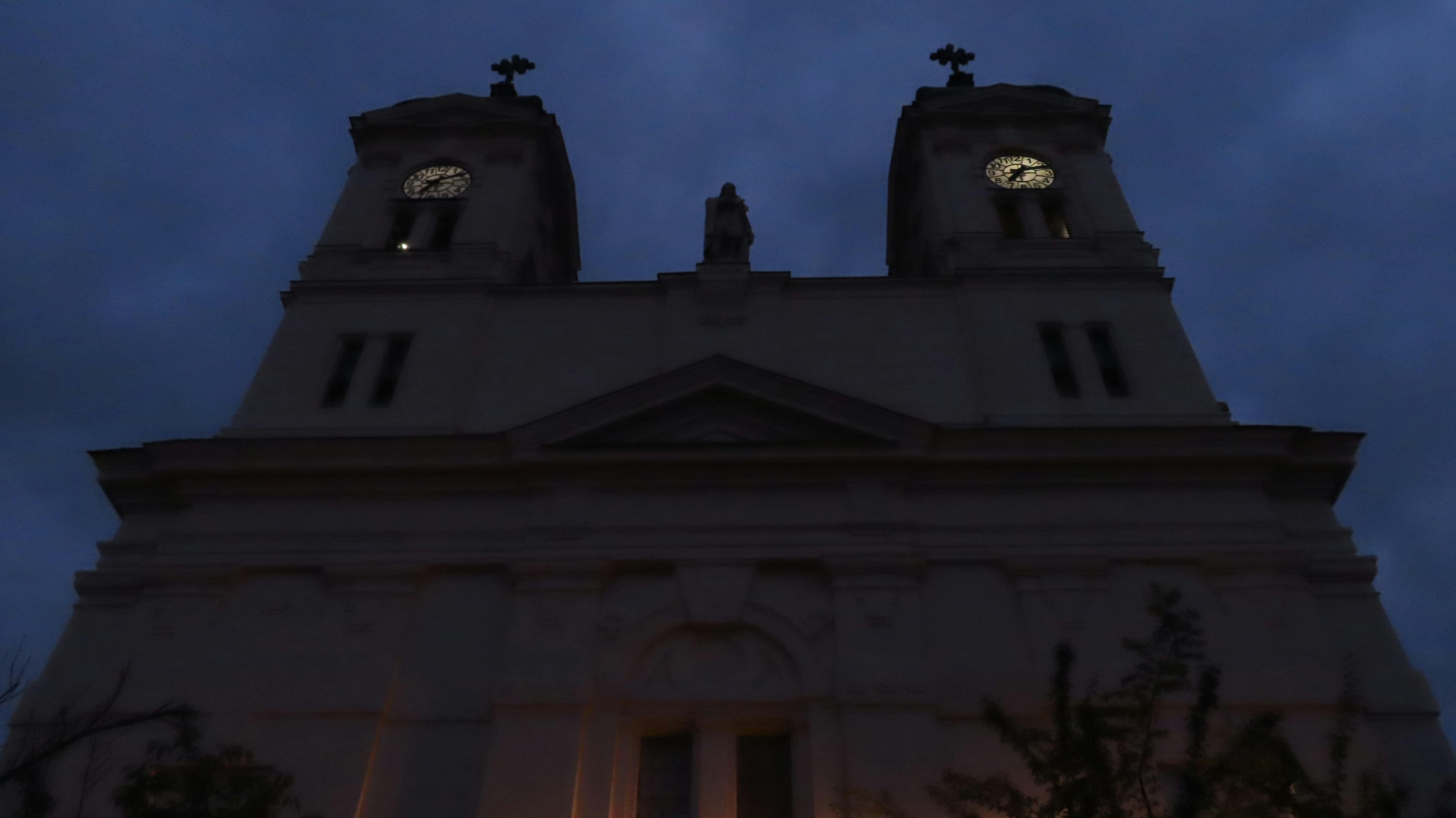 Night 32 Photos & Videos Collected by Will Bill Urban