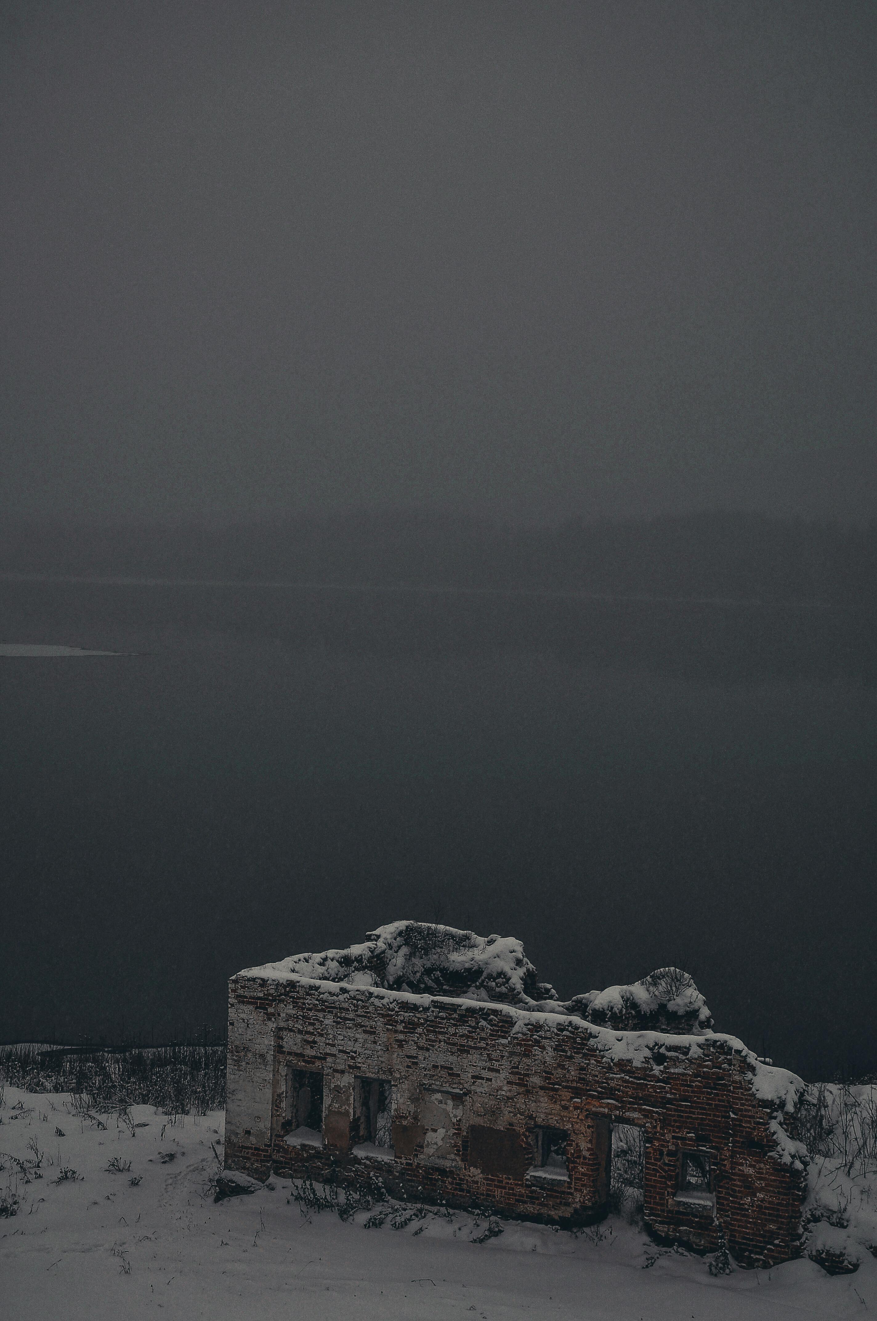 Old Ruins at Dawn · Free Stock Photo