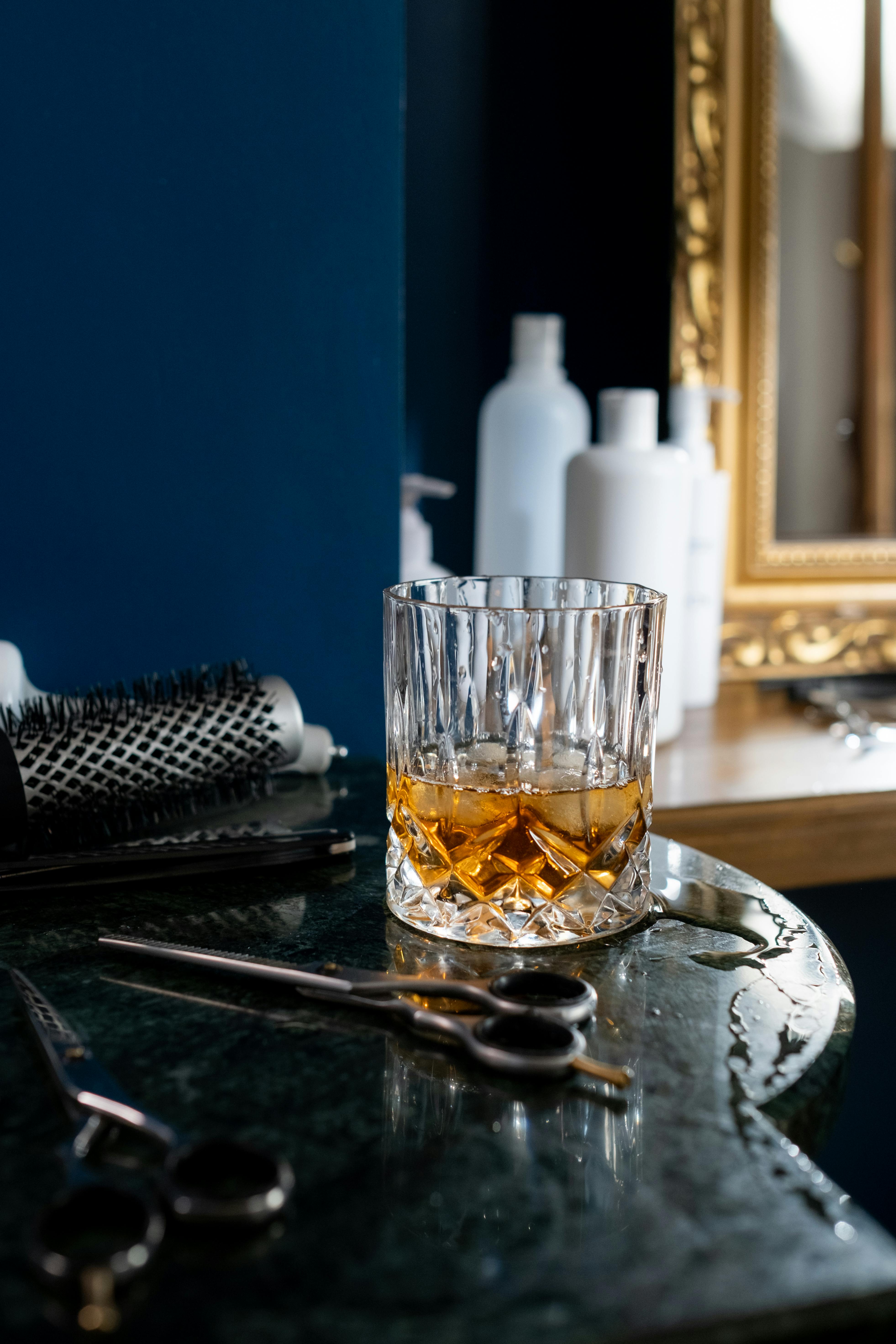 Crystal Cutting Photos, Download The BEST Free Crystal Cutting Stock ...