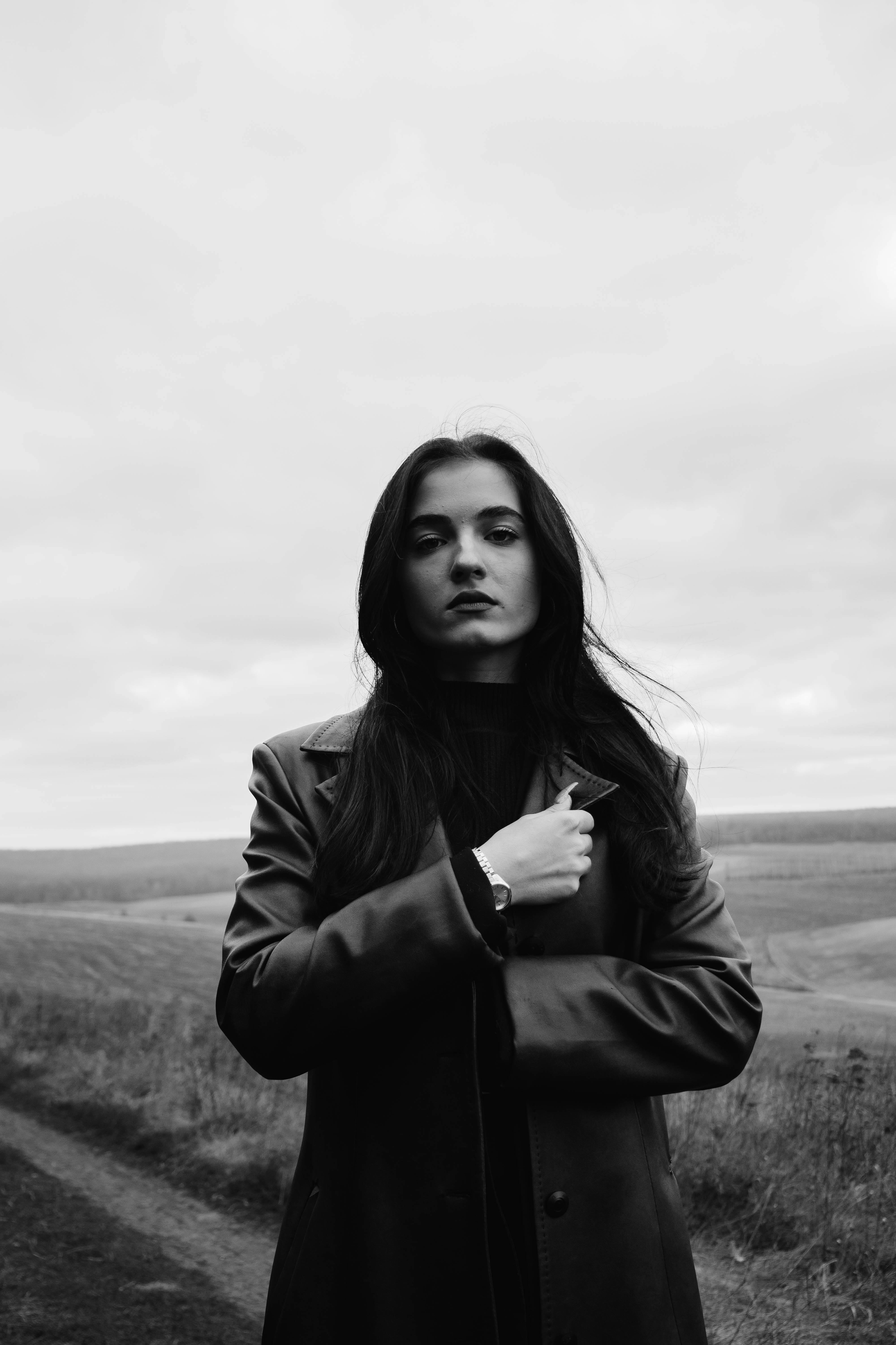 Grayscale Photo of a Woman Crying · Free Stock Photo