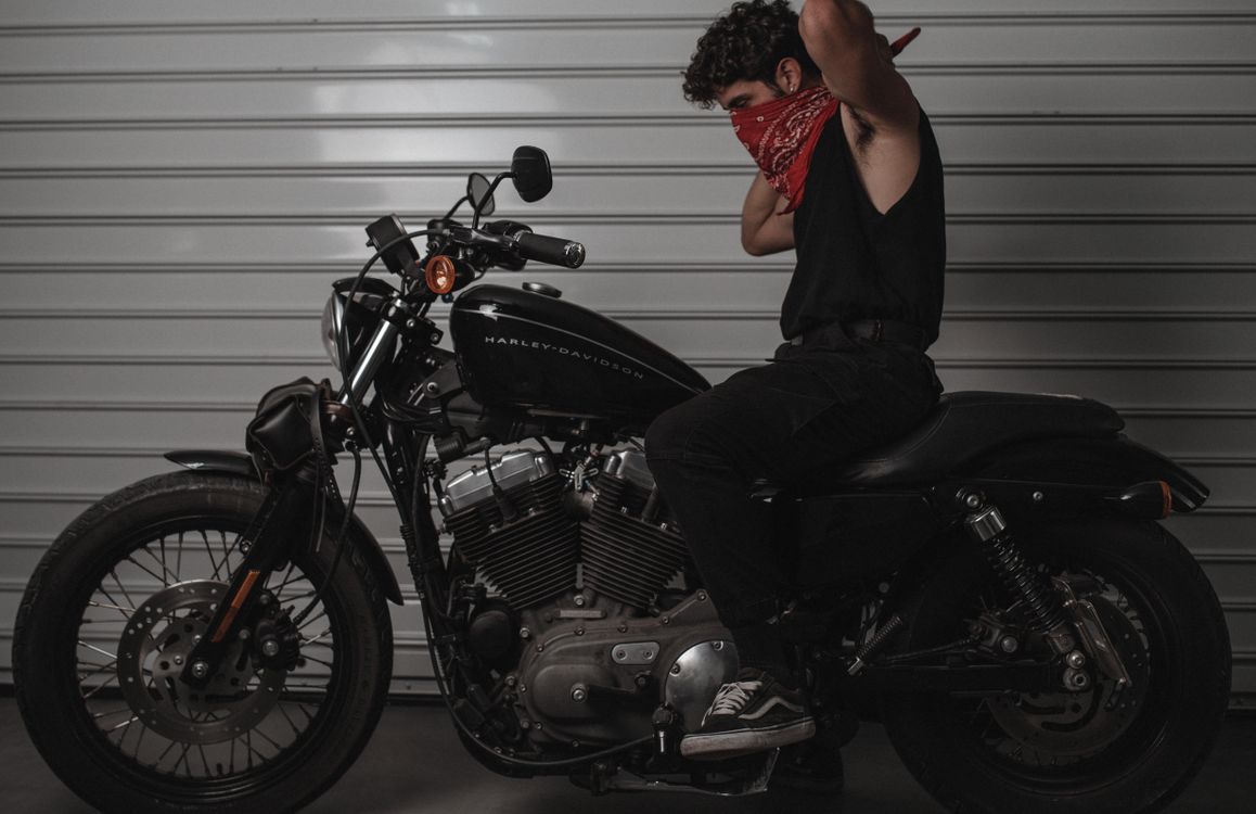 Foto gratuita di #interno, ambiente garage, appassionato di moto, arte ...