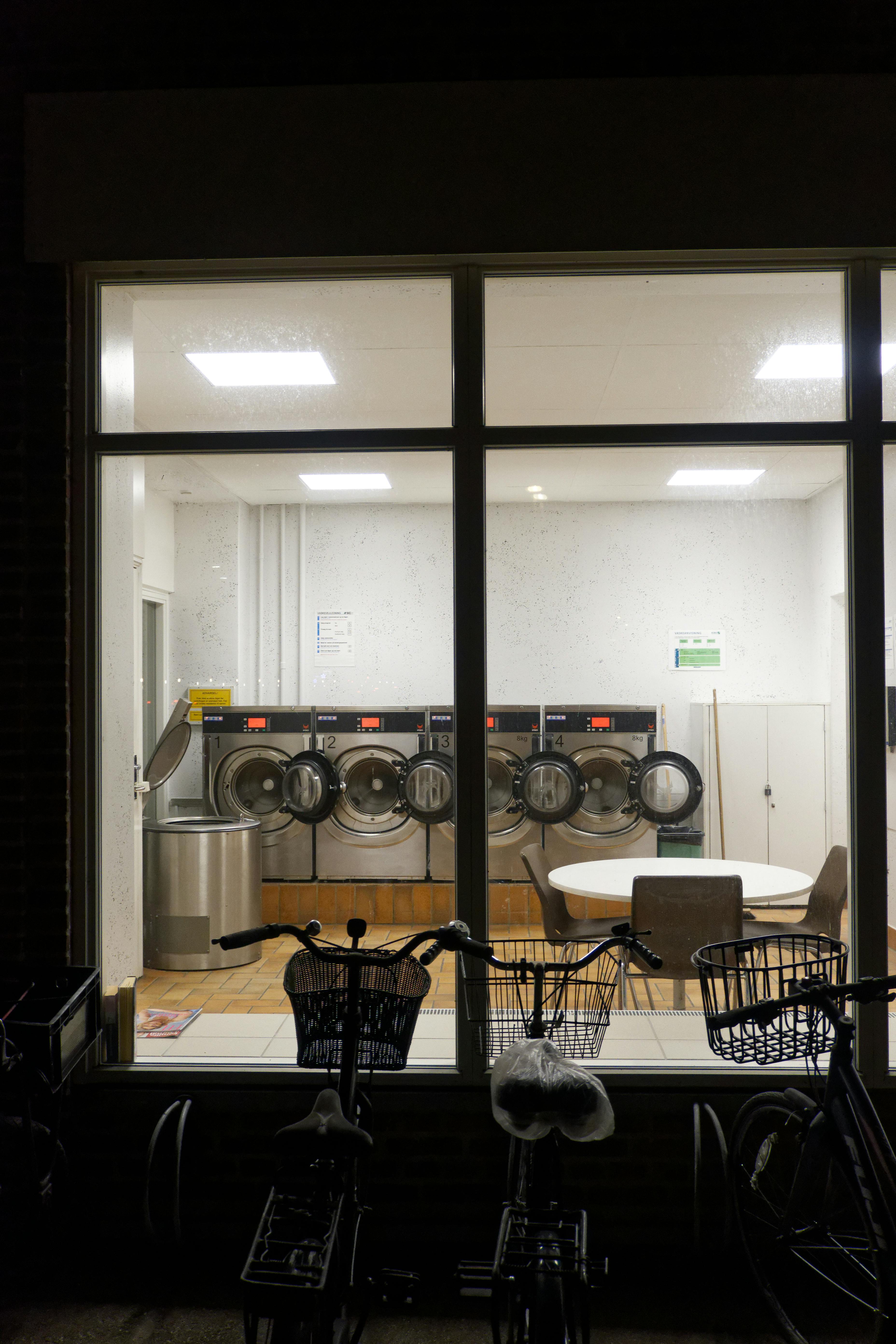 Laundry Shop Photos, Download The BEST Free Laundry Shop Stock Photos ...