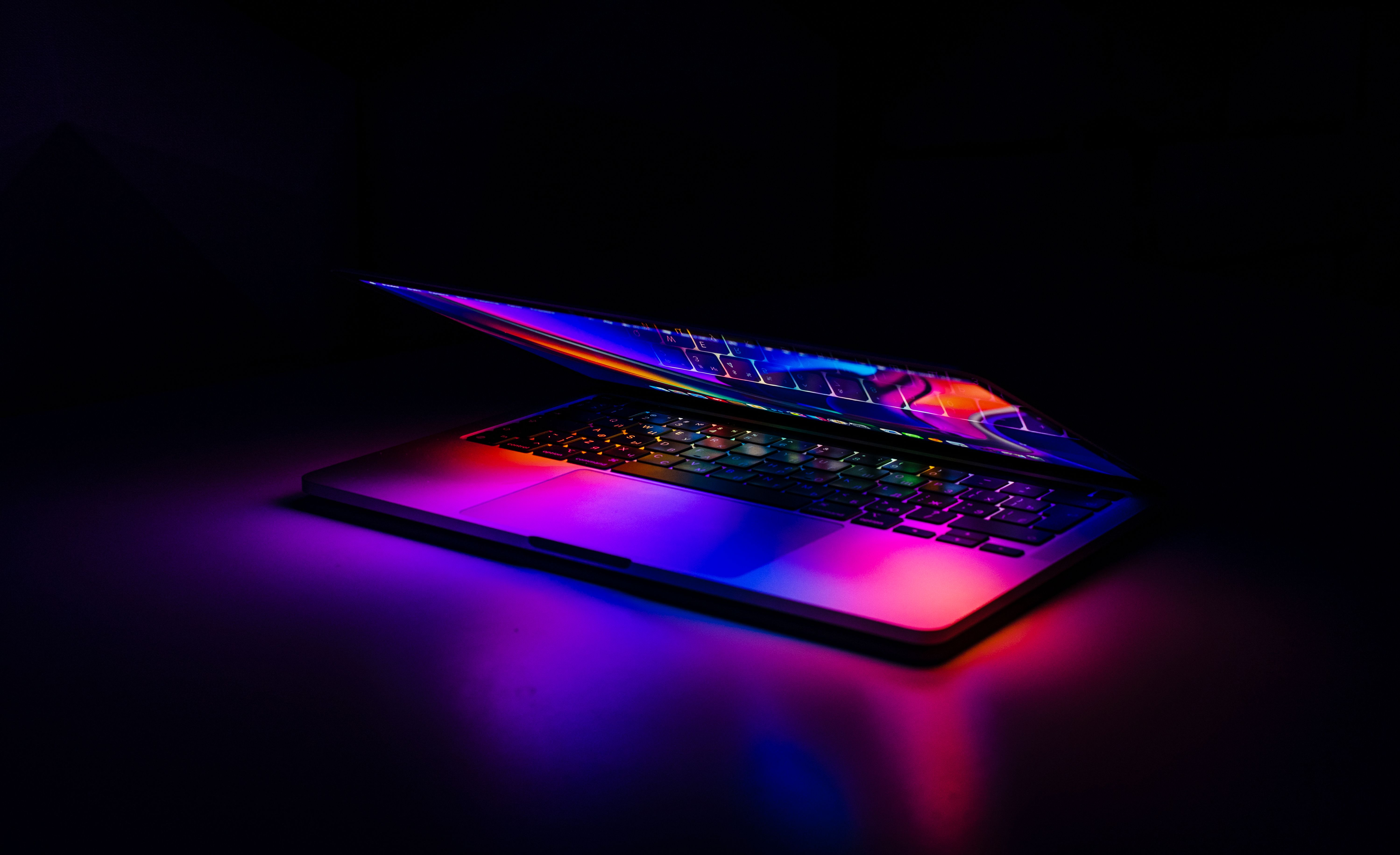 Laptop Dark Background Photos, Download The BEST Free Laptop Dark ...