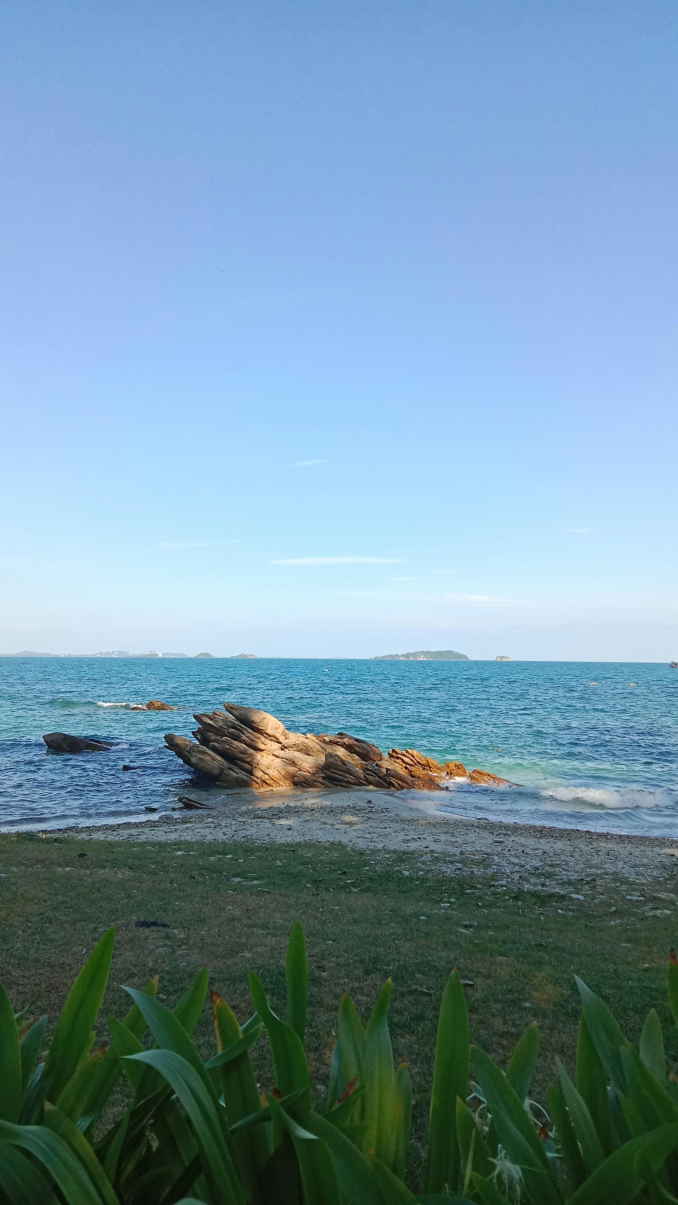 A Rock in a Sea · Free Stock Photo