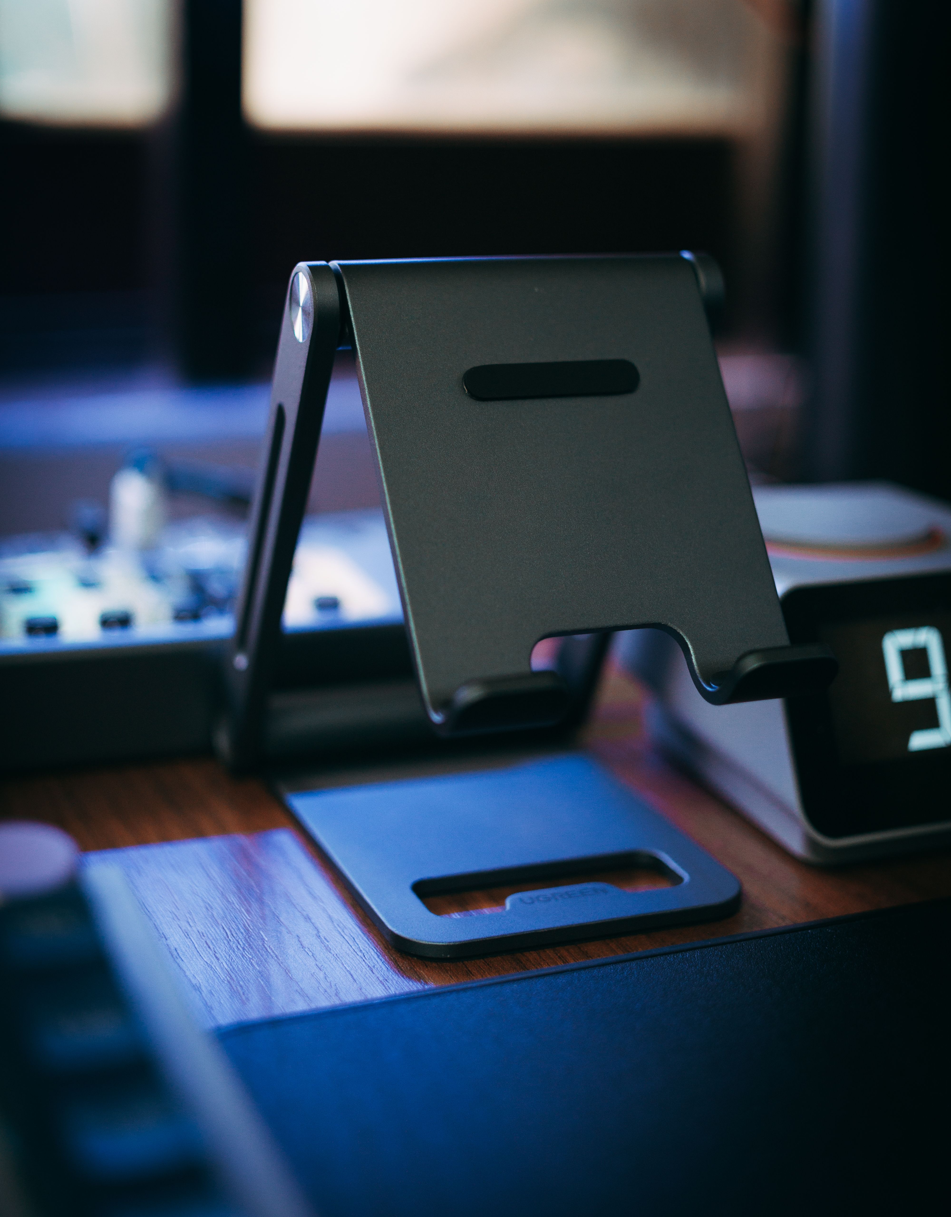 Overhaul Stand Photos, Download Free Overhaul Stand Stock Photos & HD ...