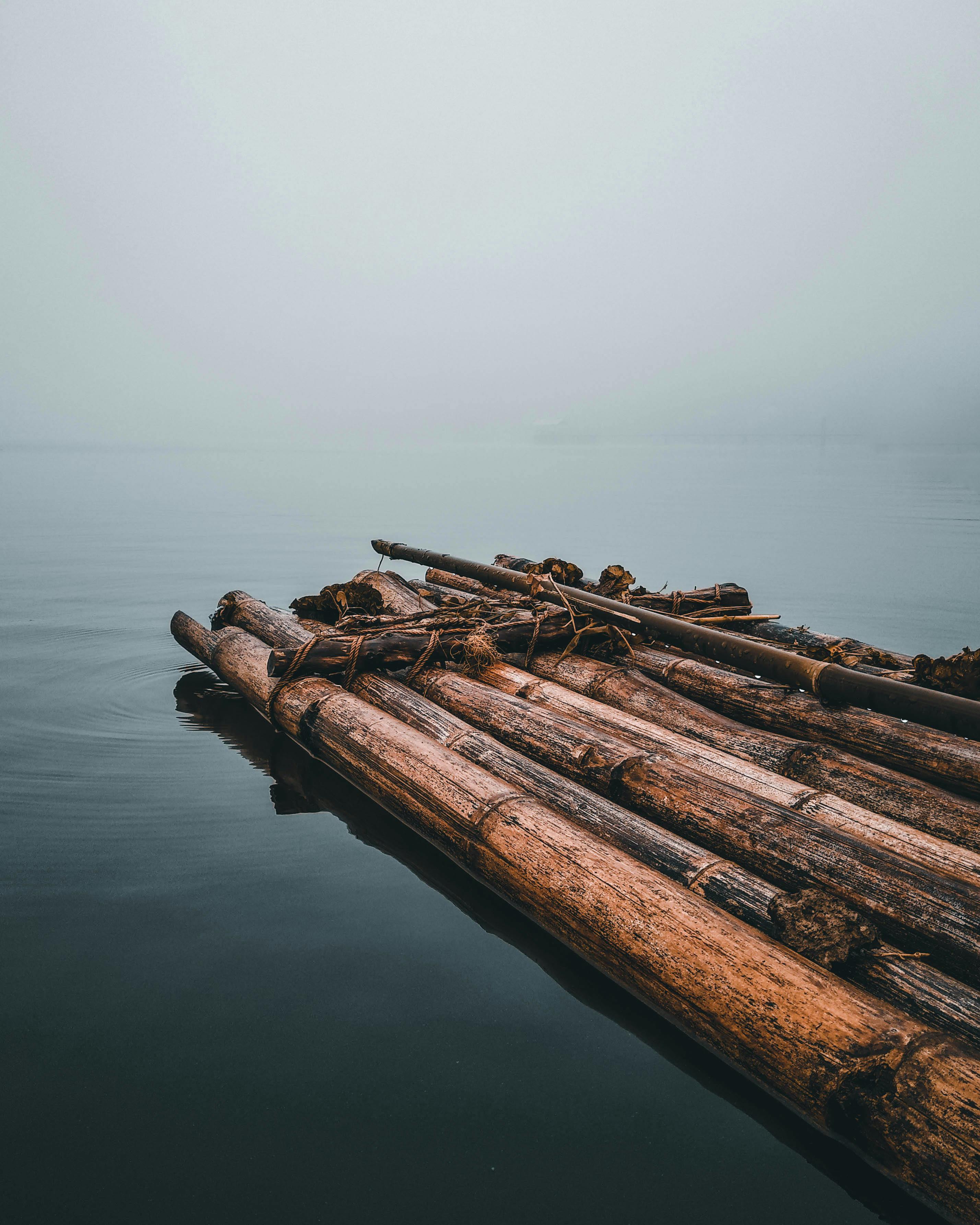 Bamboo Raft on Water · Free Stock Photo
