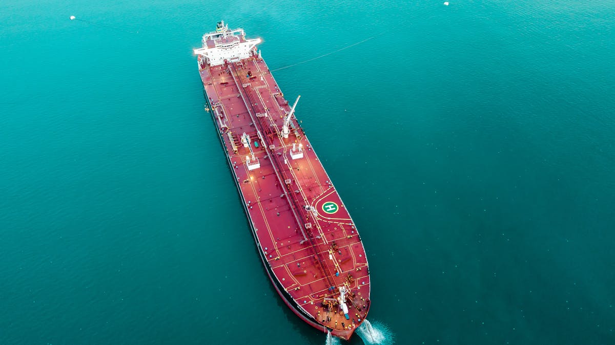 Oil Tanker Photos, Download The BEST Free Oil Tanker Stock Photos & HD ...