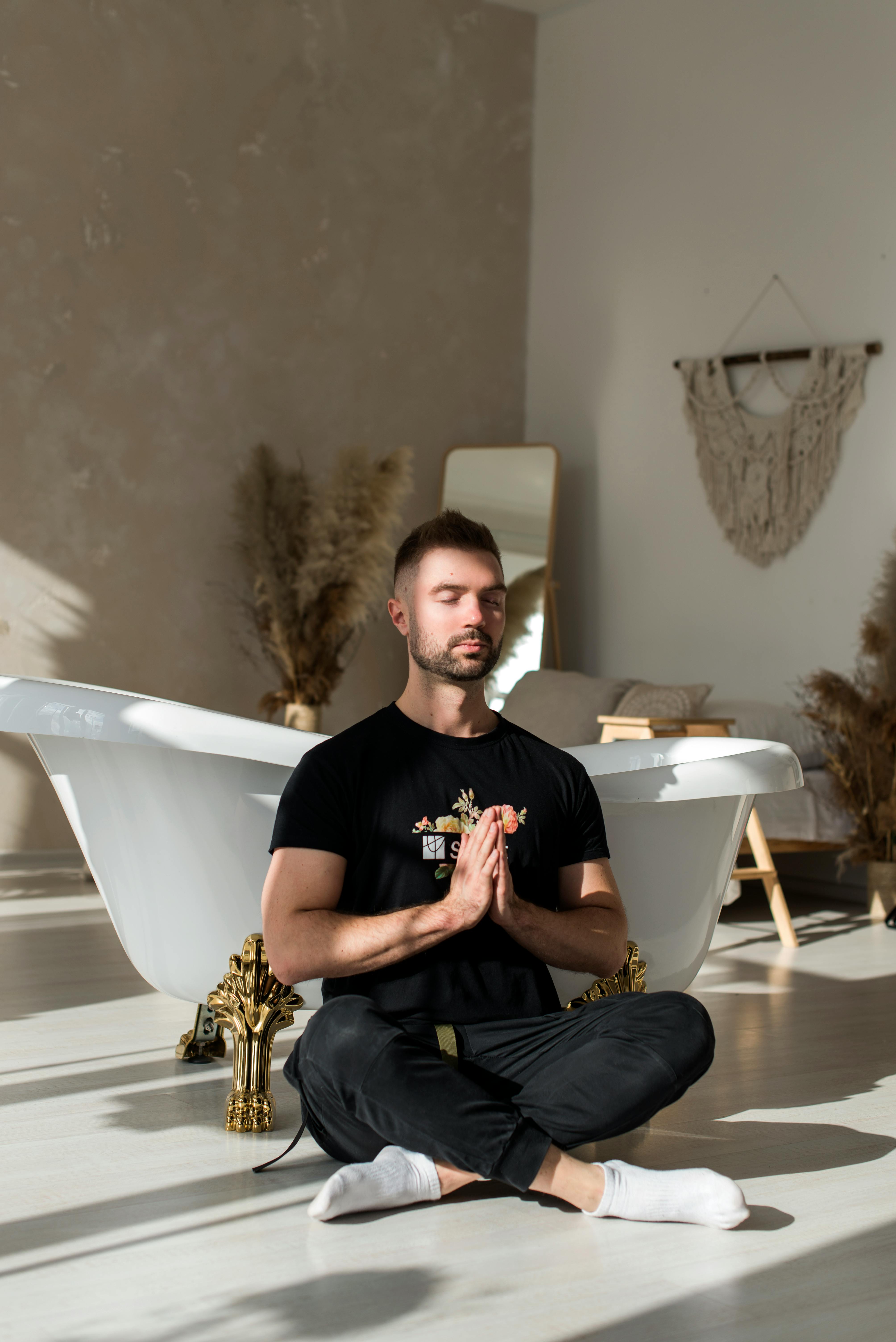 Guy Meditating Photos, Download The BEST Free Guy Meditating Stock ...