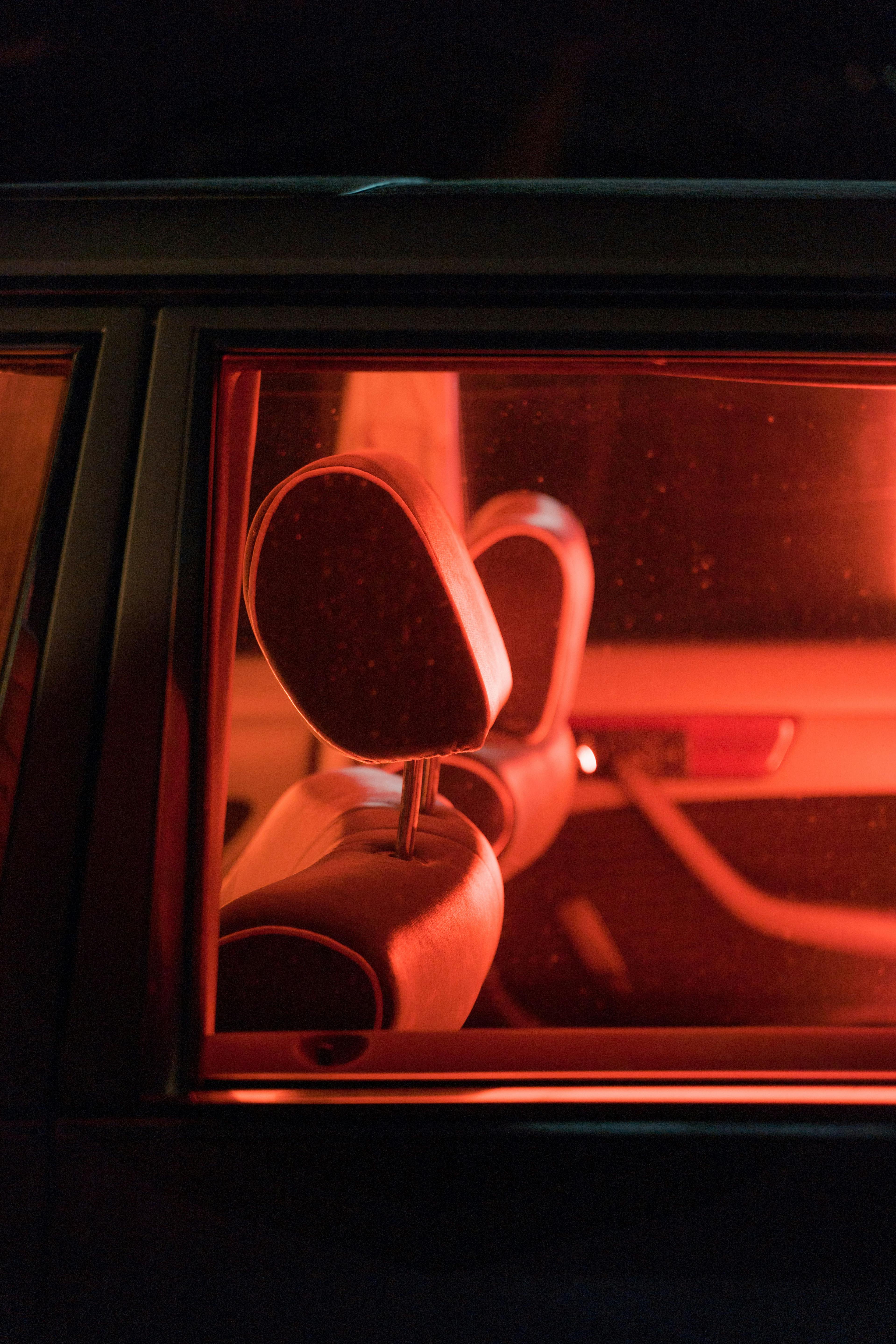 Red Light in Car · Free Stock Photo