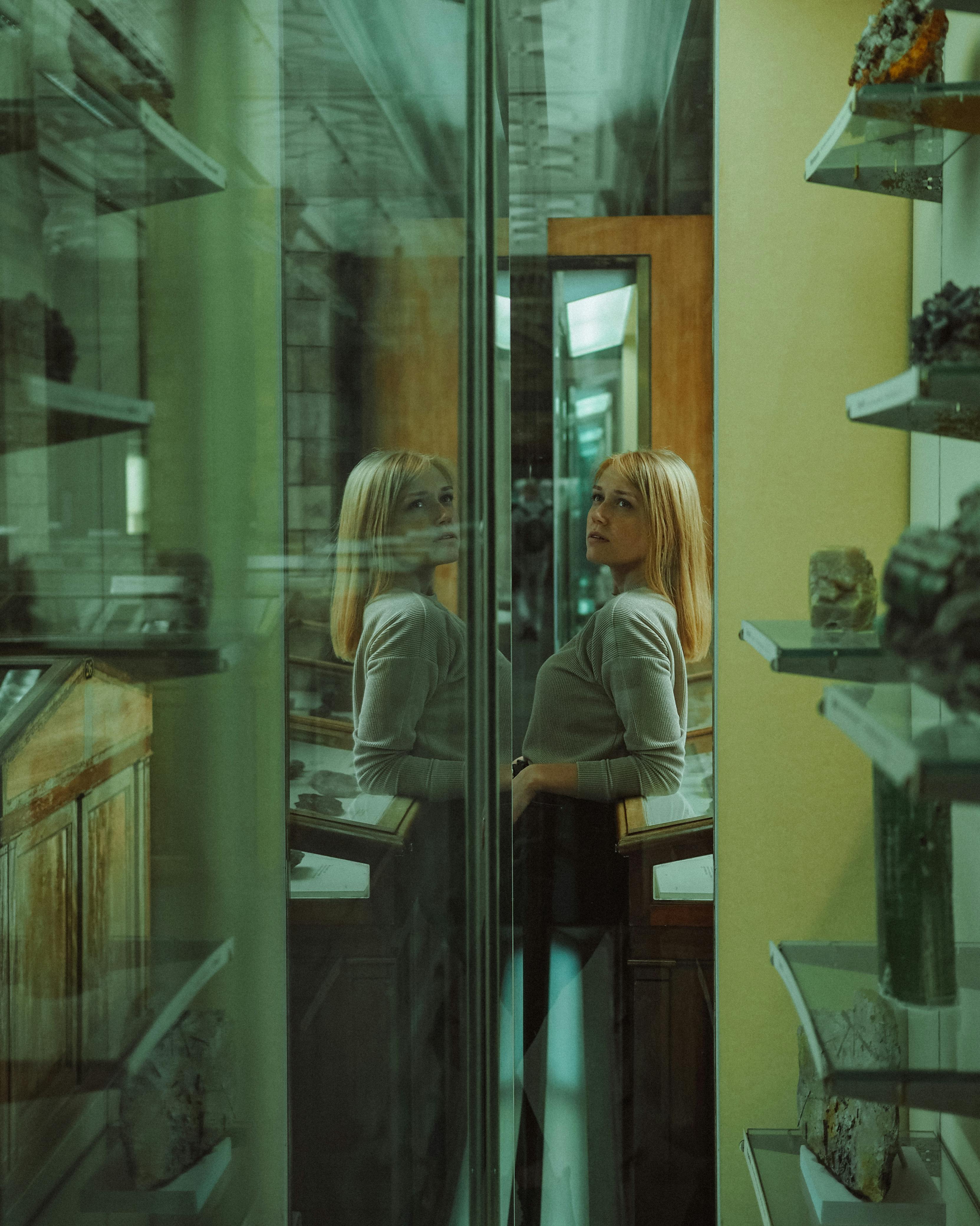 Beautiful English Women Photos, Download The BEST Free Beautiful ...