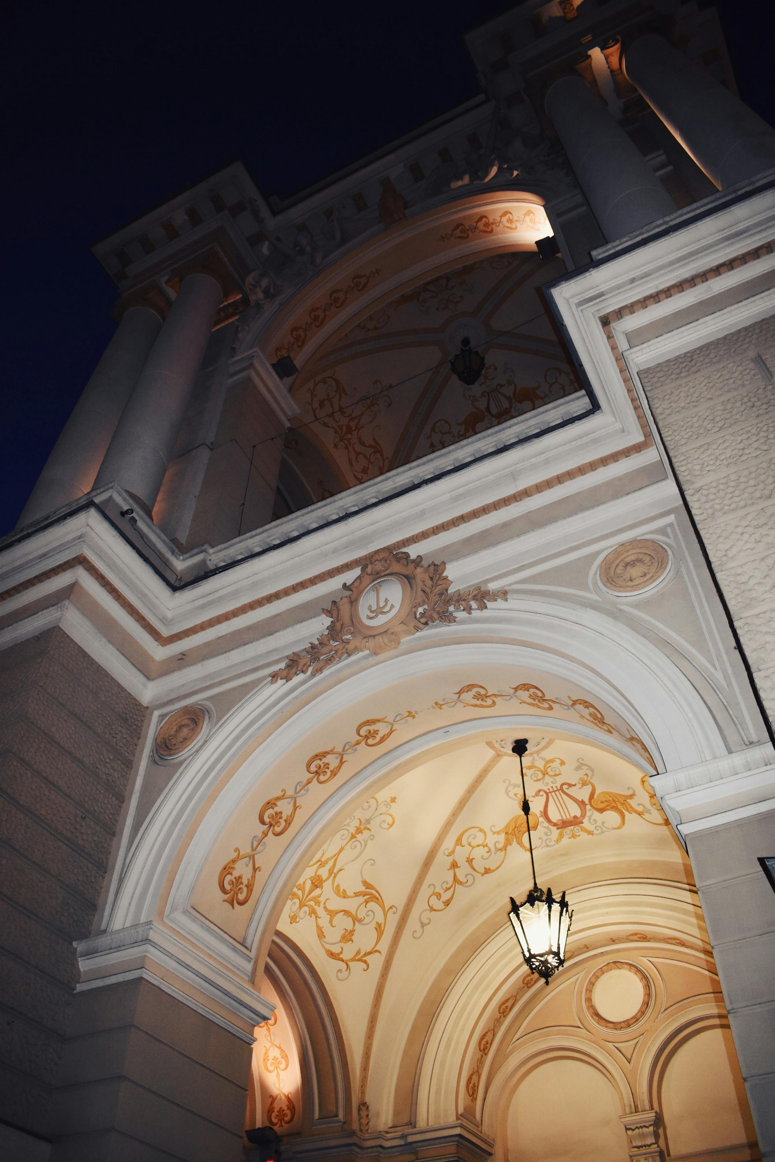 Architectural Photography of Brown Building · Free Stock Photo