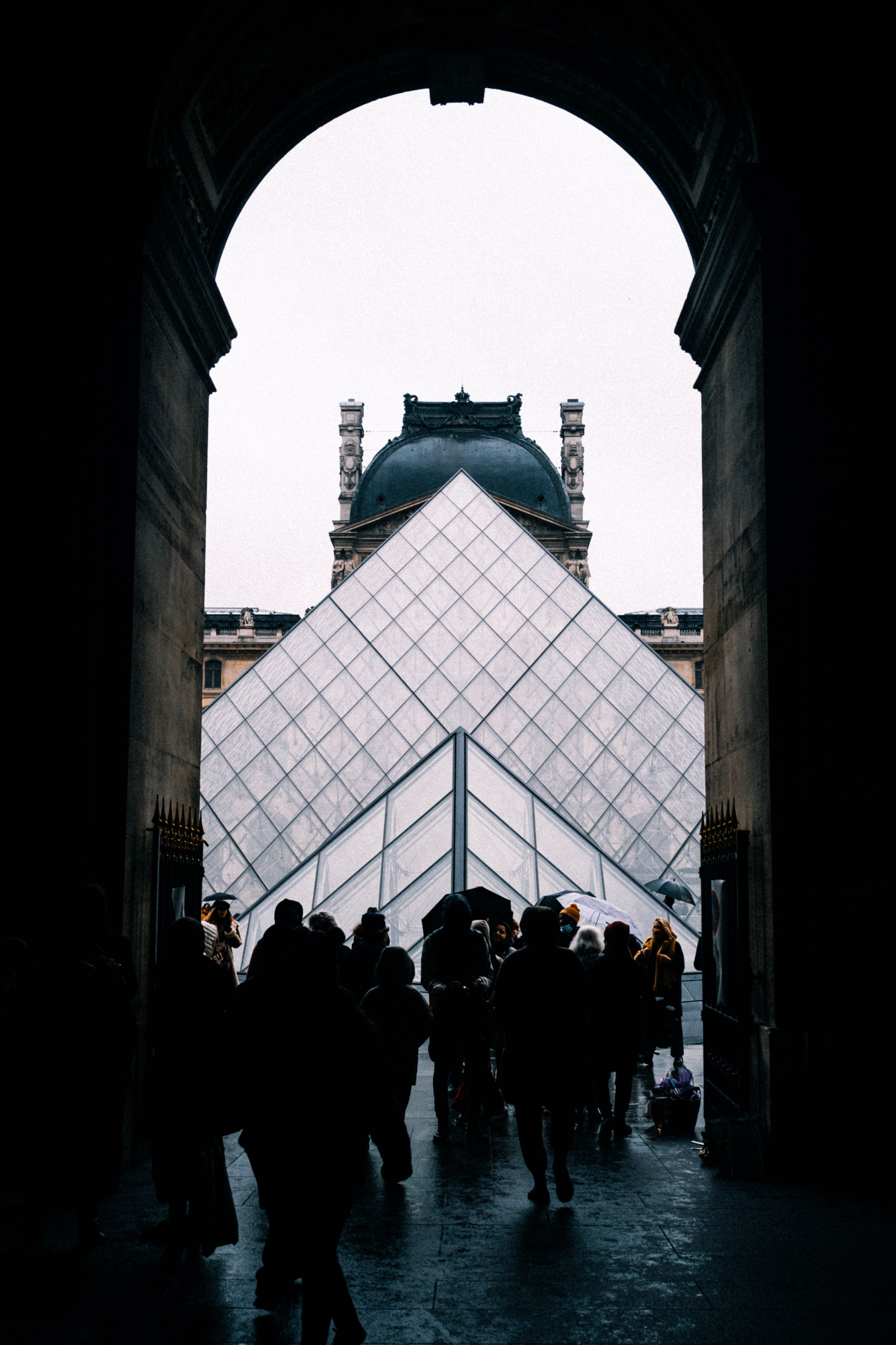 60,000+ Best Glass Pyramid Photos · 100% Free Download · Pexels Stock ...