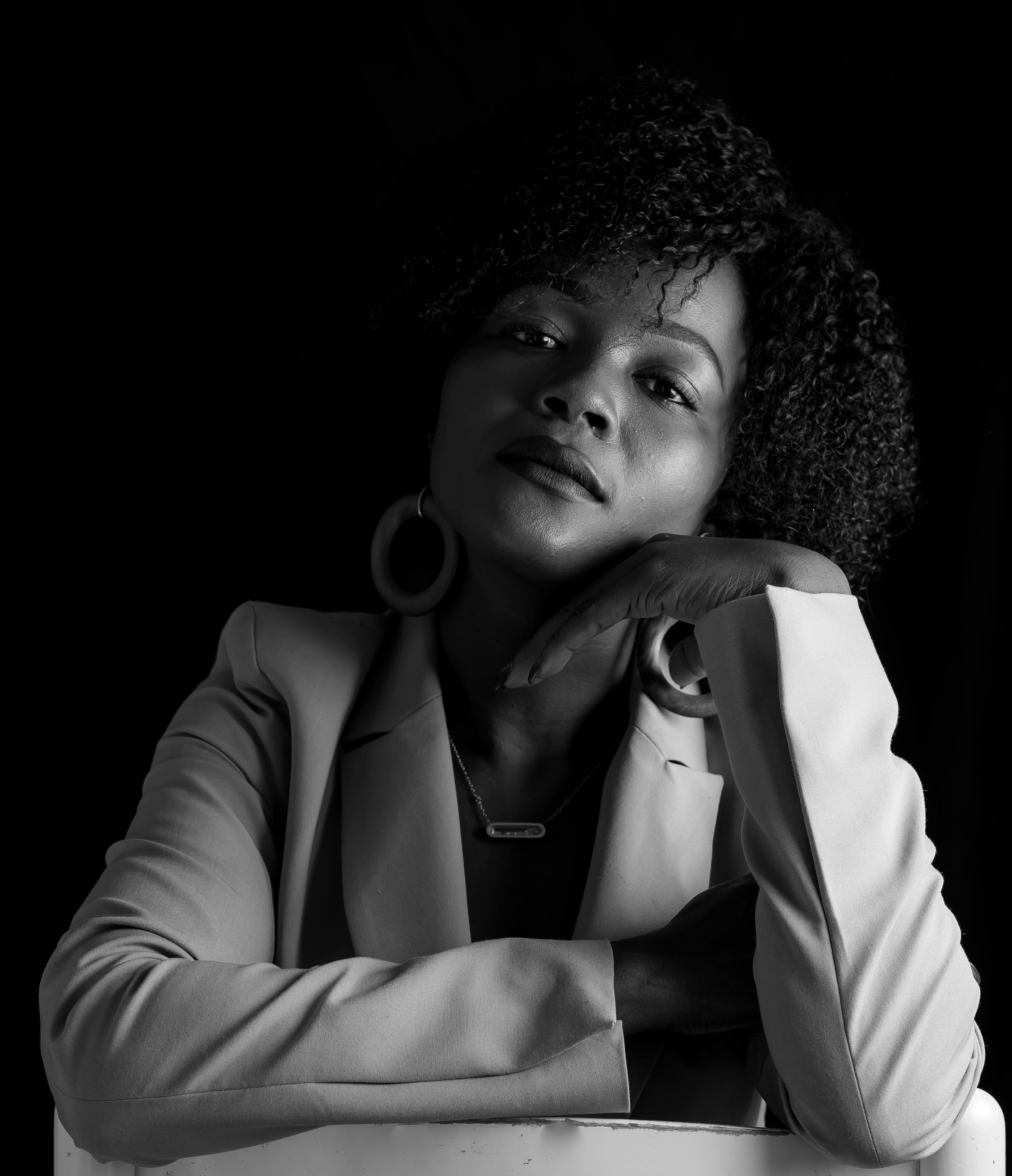 496,768+ Best Free Elegance woman Stock Photos & Images · 100% Royalty ...