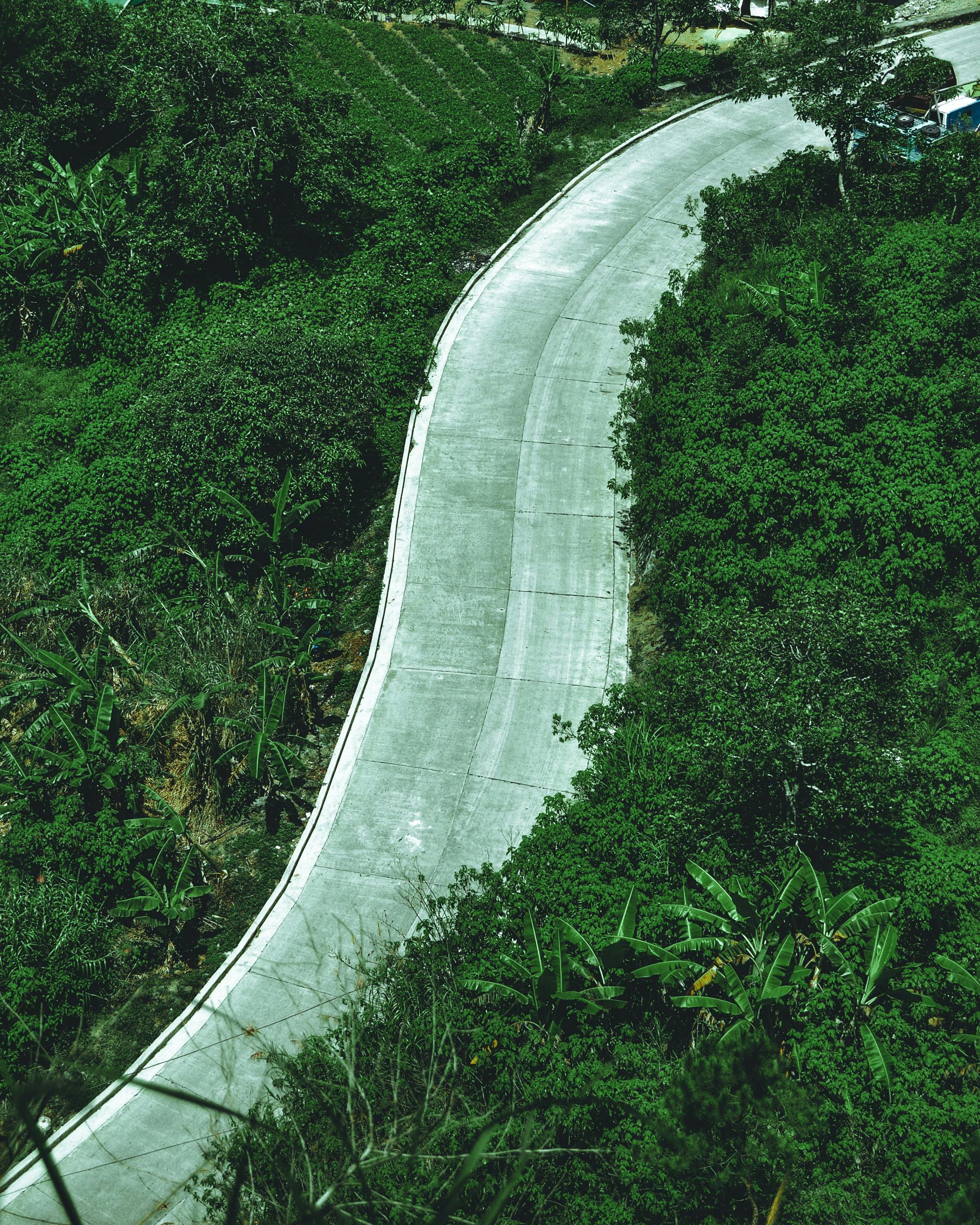 Empty Bed Aerial View Photos, Download The BEST Free Empty Bed Aerial ...