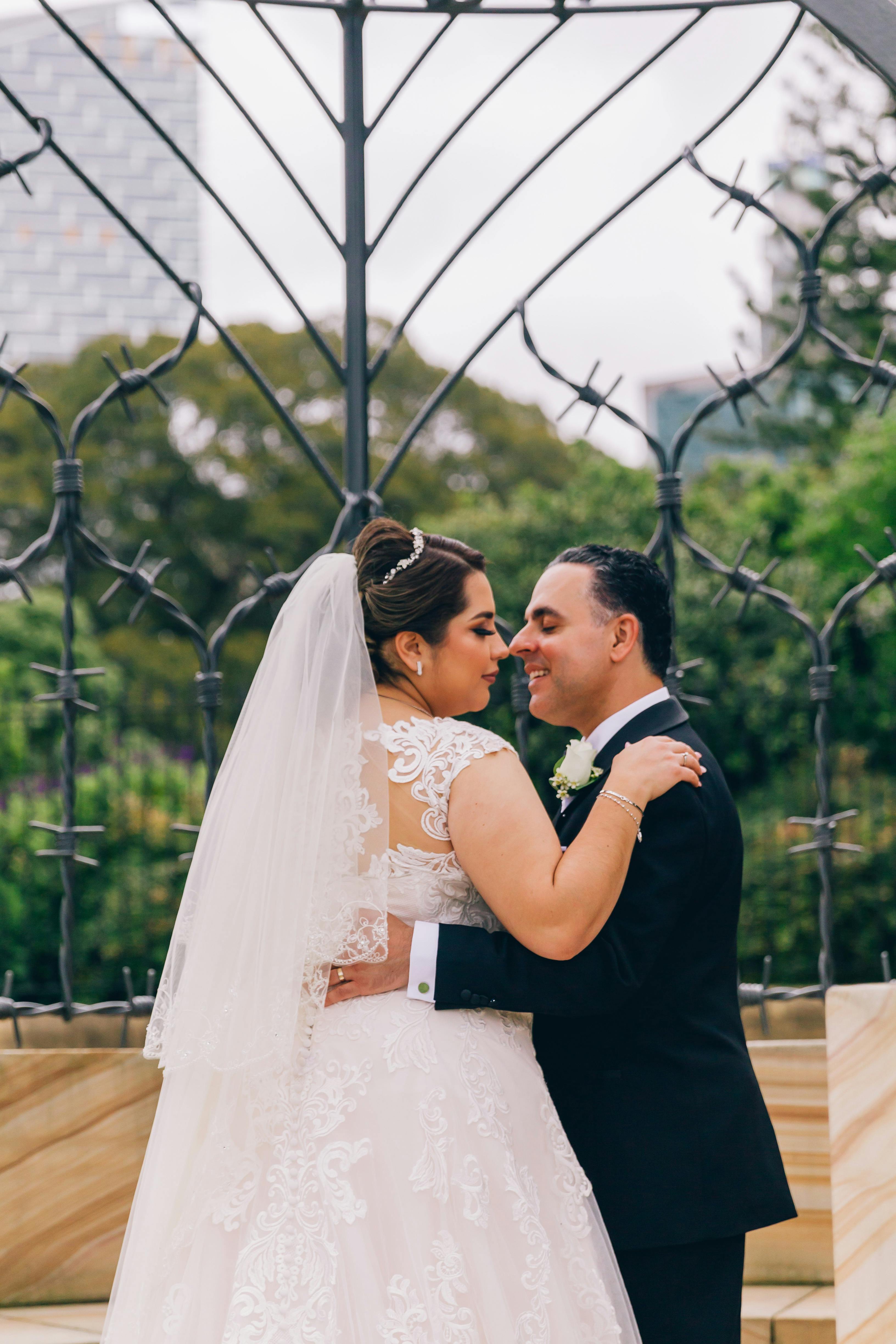 Photo of Bride and Groom · Free Stock Photo
