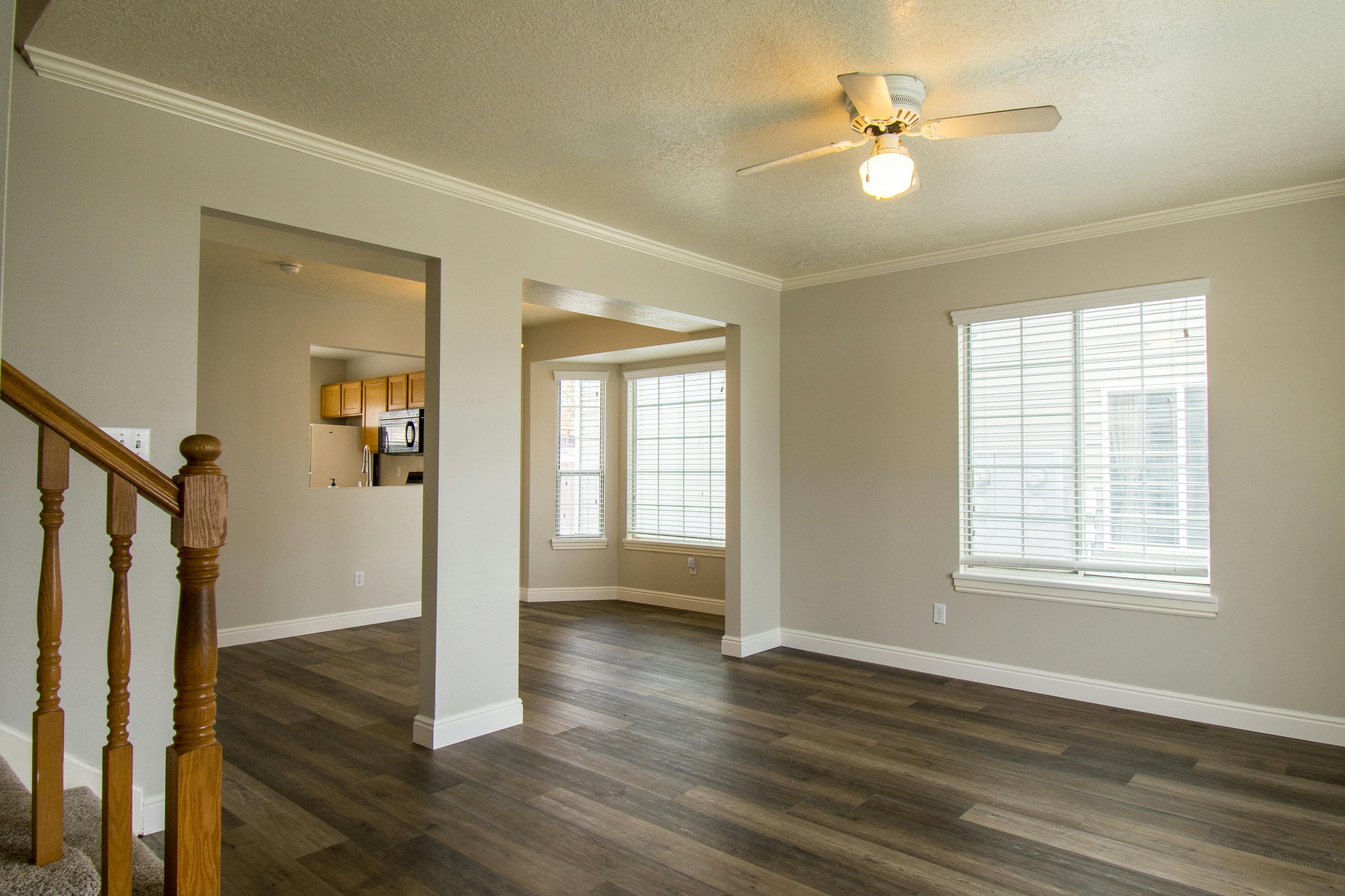 A Clean and Tidy House Interior · Free Stock Photo