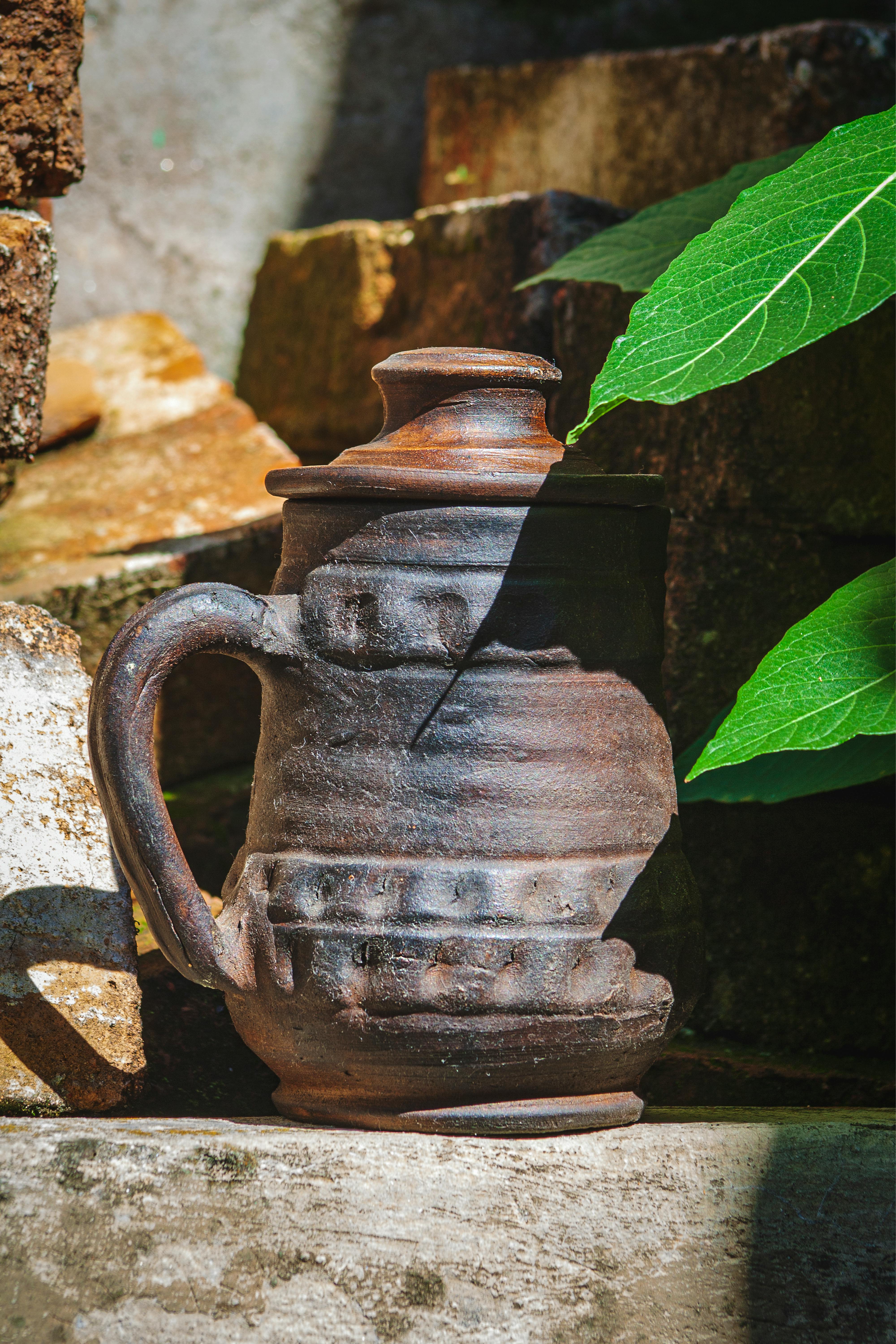 Dirty Clay Teapot · Free Stock Photo