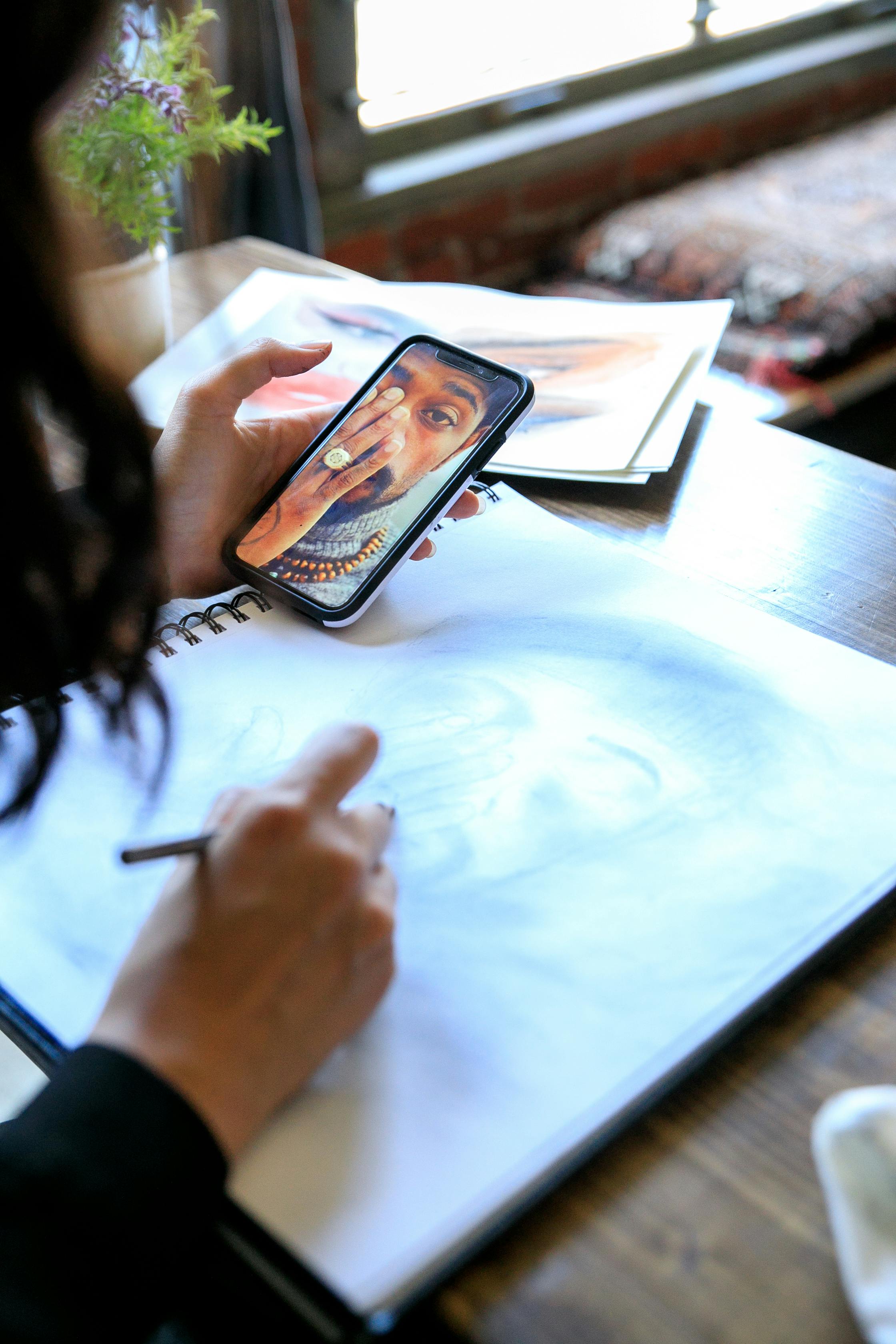 Phone Draw Photos, Download The BEST Free Phone Draw Stock Photos & HD ...