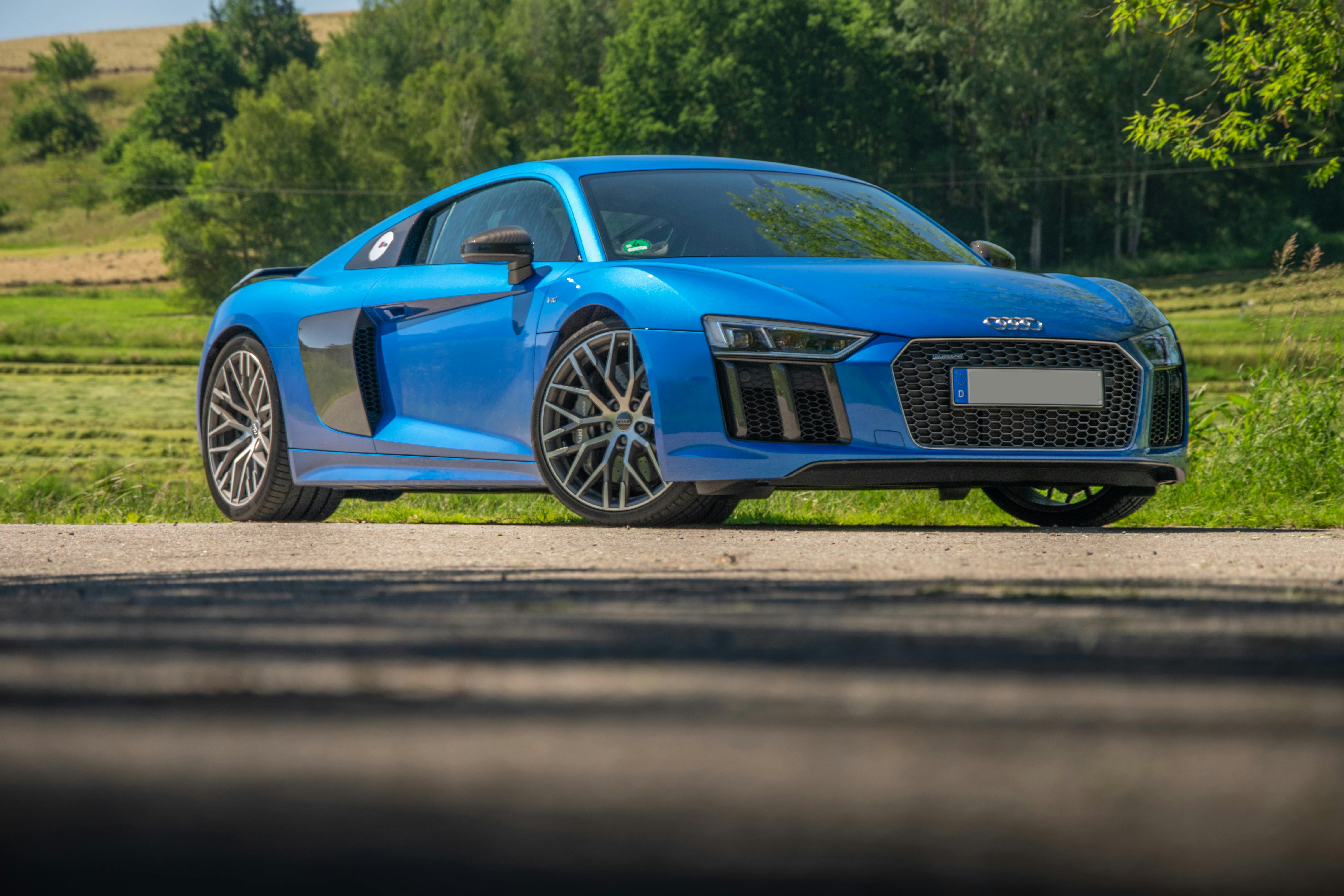 Blue Audi R8 on Road · Free Stock Photo