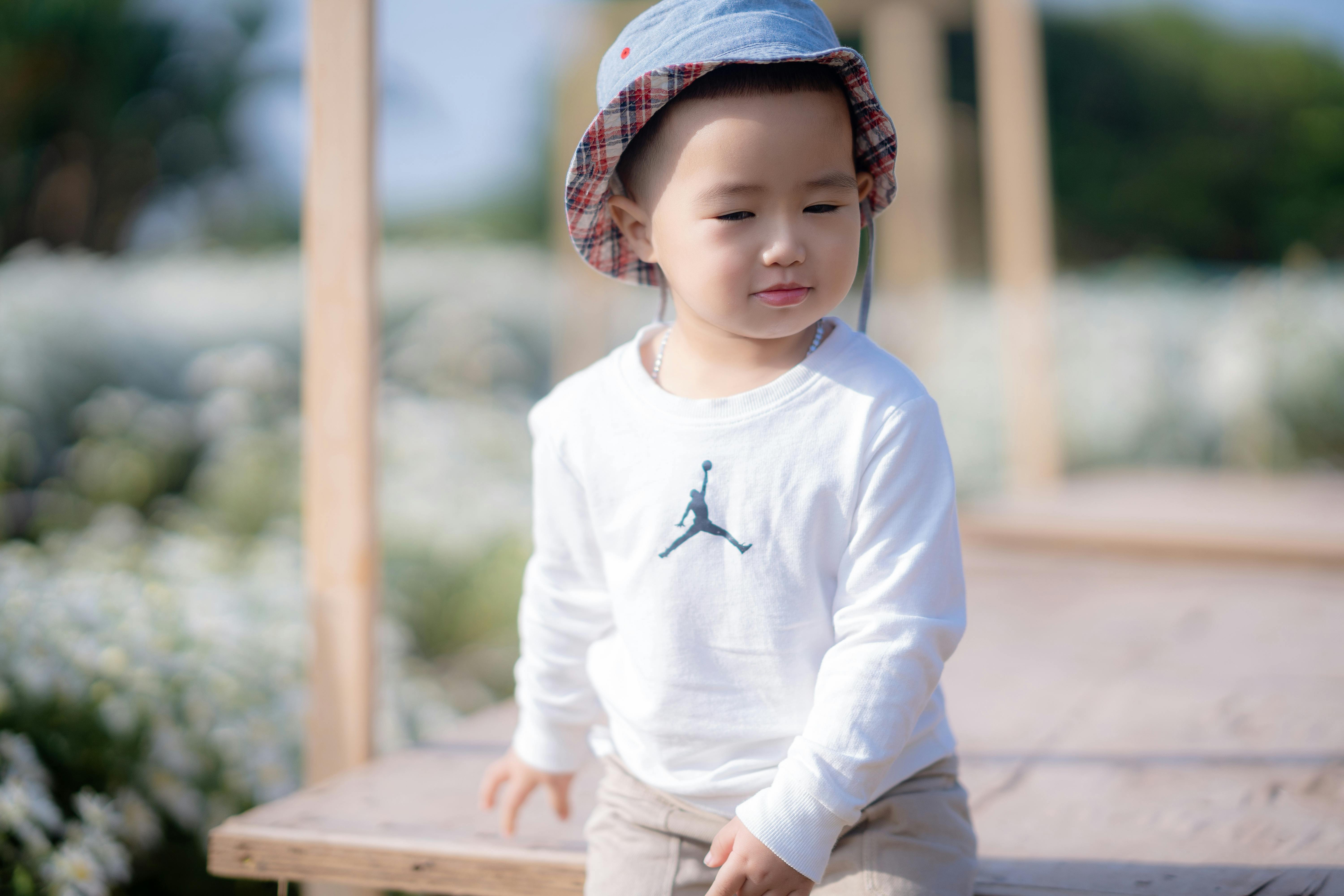 Toddler Wearing Sando Photos, Download The BEST Free Toddler Wearing ...