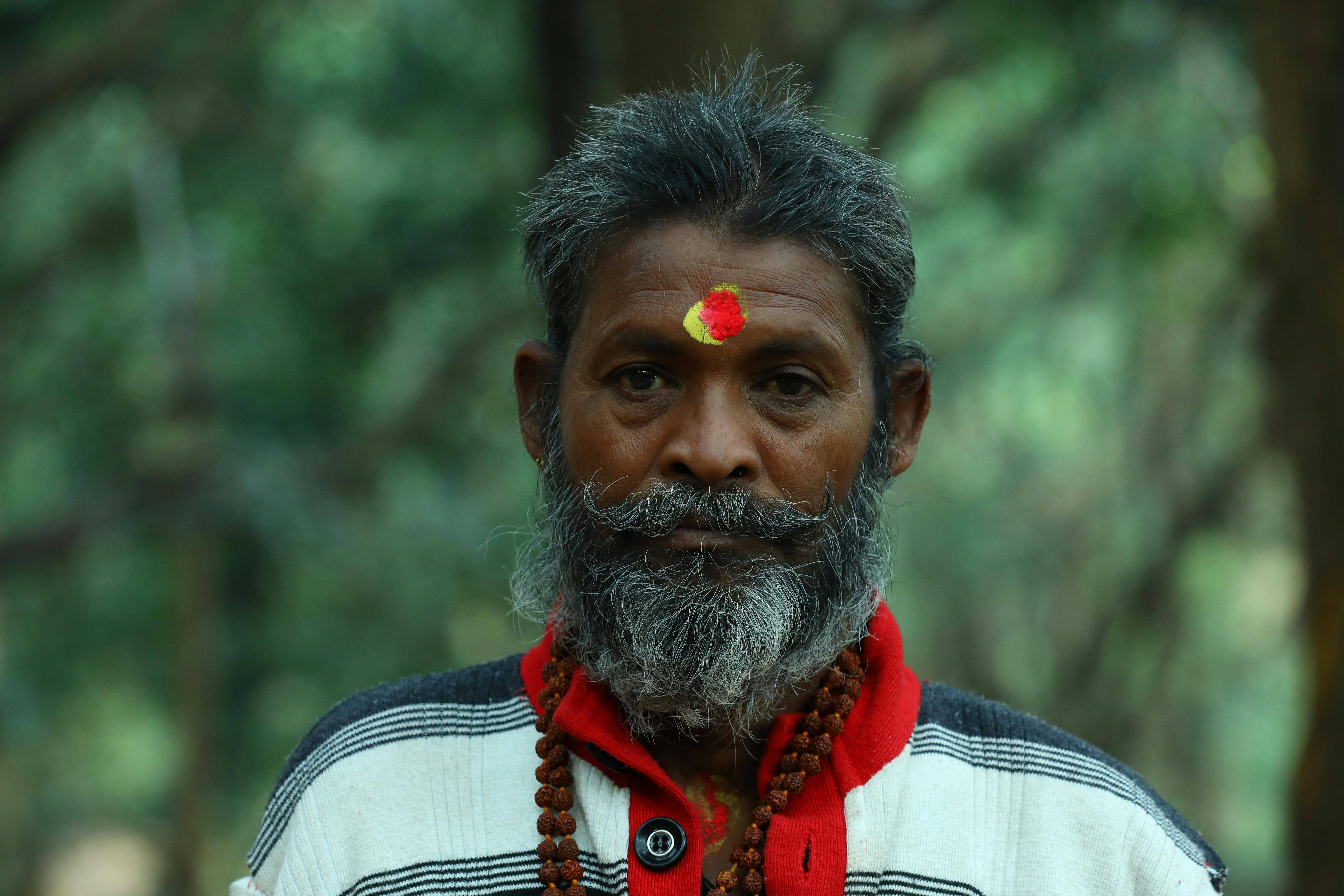 302,140+ Best Free Elderly man Stock Photos & Images · 100% Royalty ...