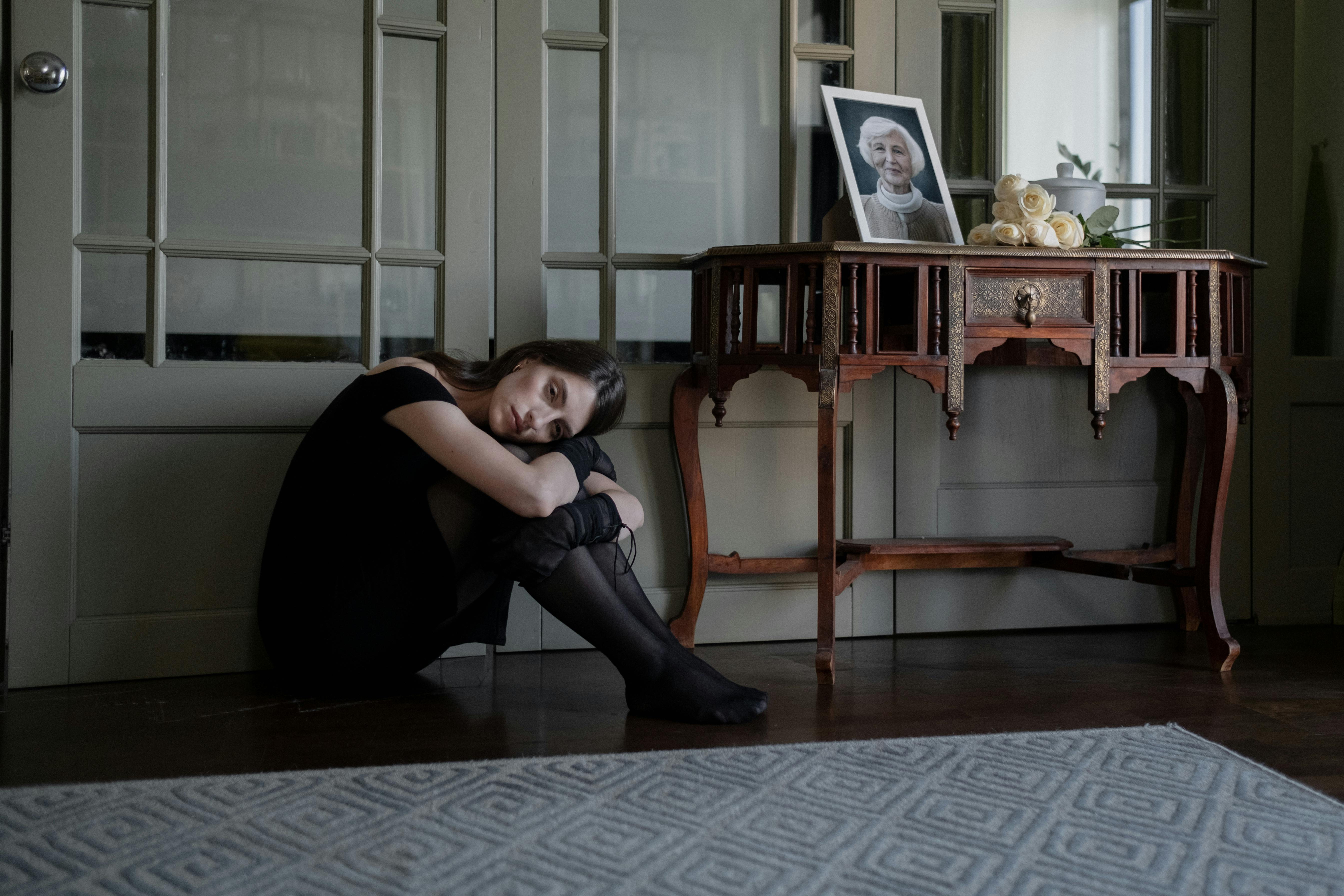 Sad Picture Photos, Download The BEST Free Sad Picture Stock Photos ...