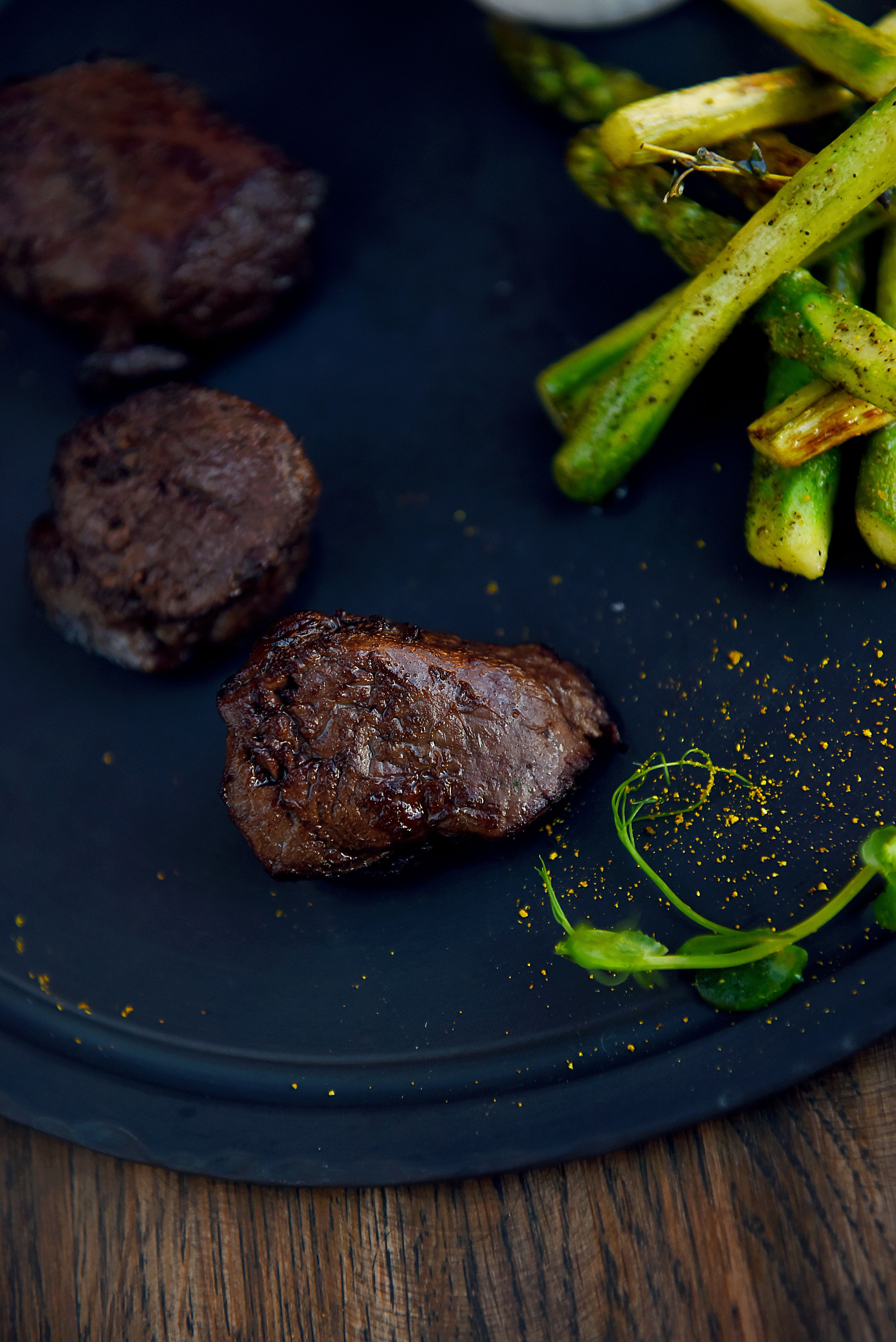 100,000+ Best Black Plate Photos · 100% Free Download · Pexels Stock Photos