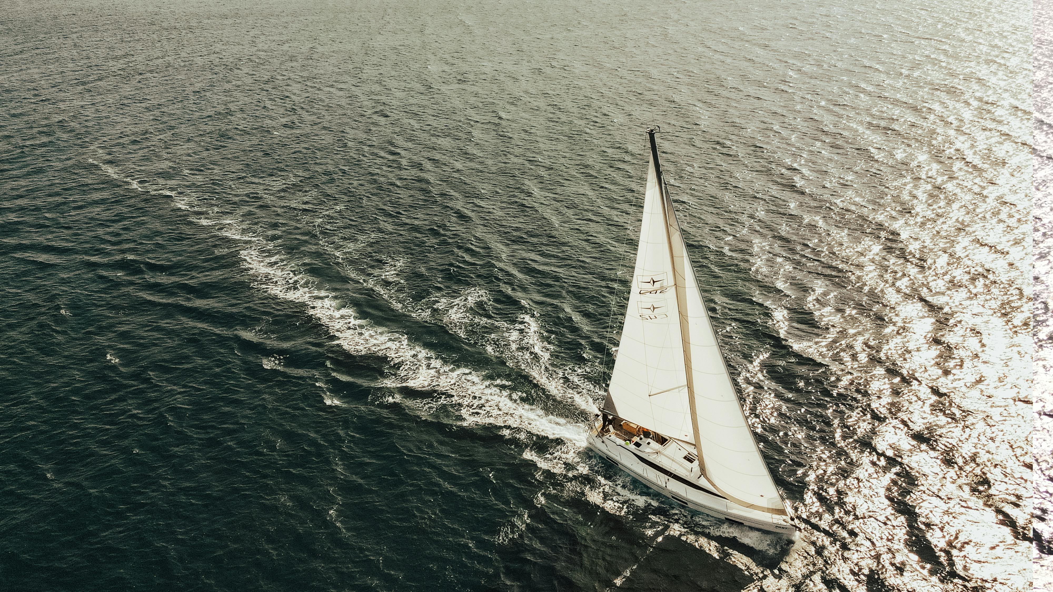 Sailboat on Open Water · Free Stock Photo